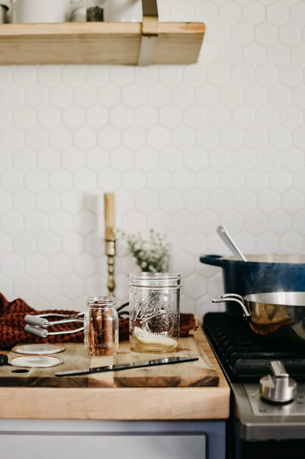 Cinnamon Spiced Pears — Alyson Morgan