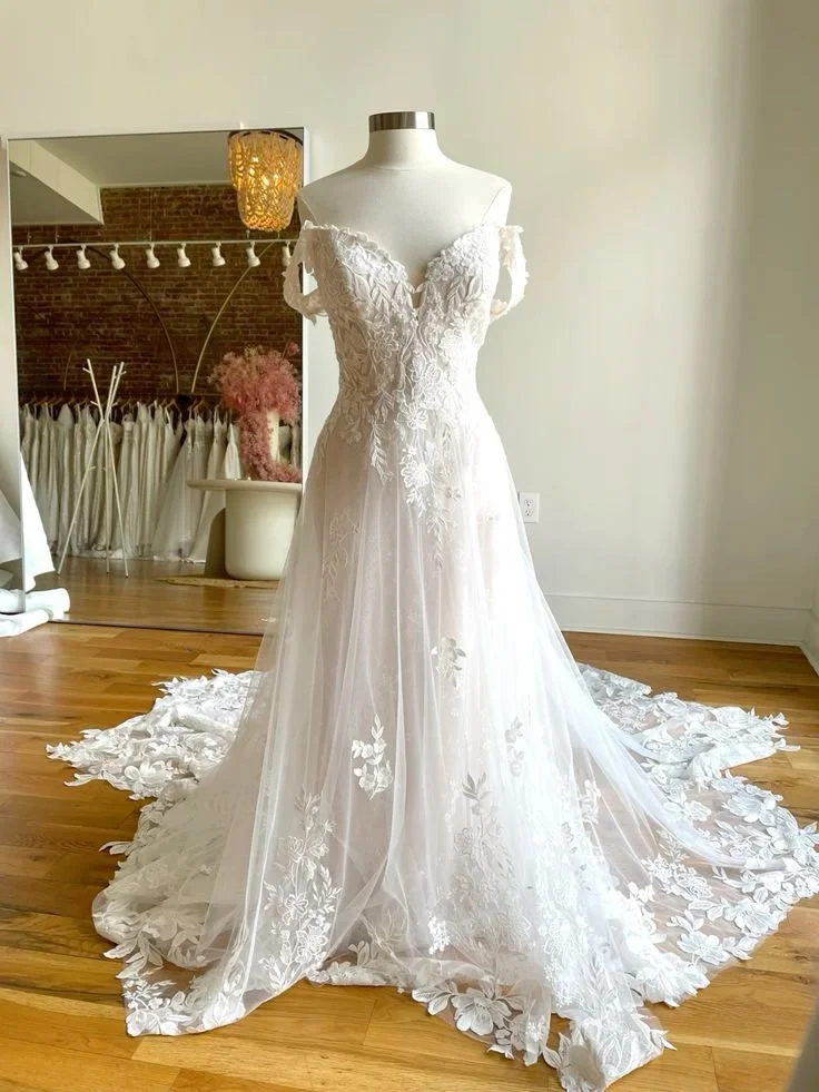 Designer Wedding Gowns | Lillian Ruth Bride | East Tennessee