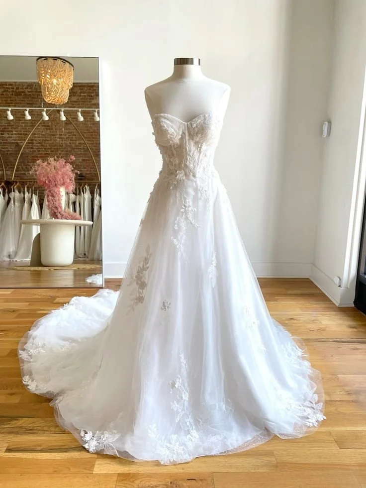 Designer Wedding Gowns | Lillian Ruth Bride | East Tennessee