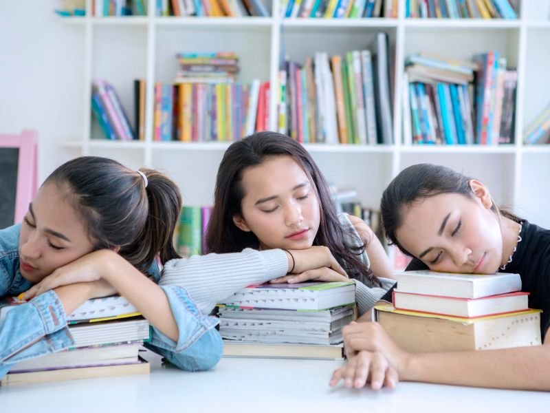 College Sleep Tips for Better Rest | Uncluttered Life — The Uncluttered ...