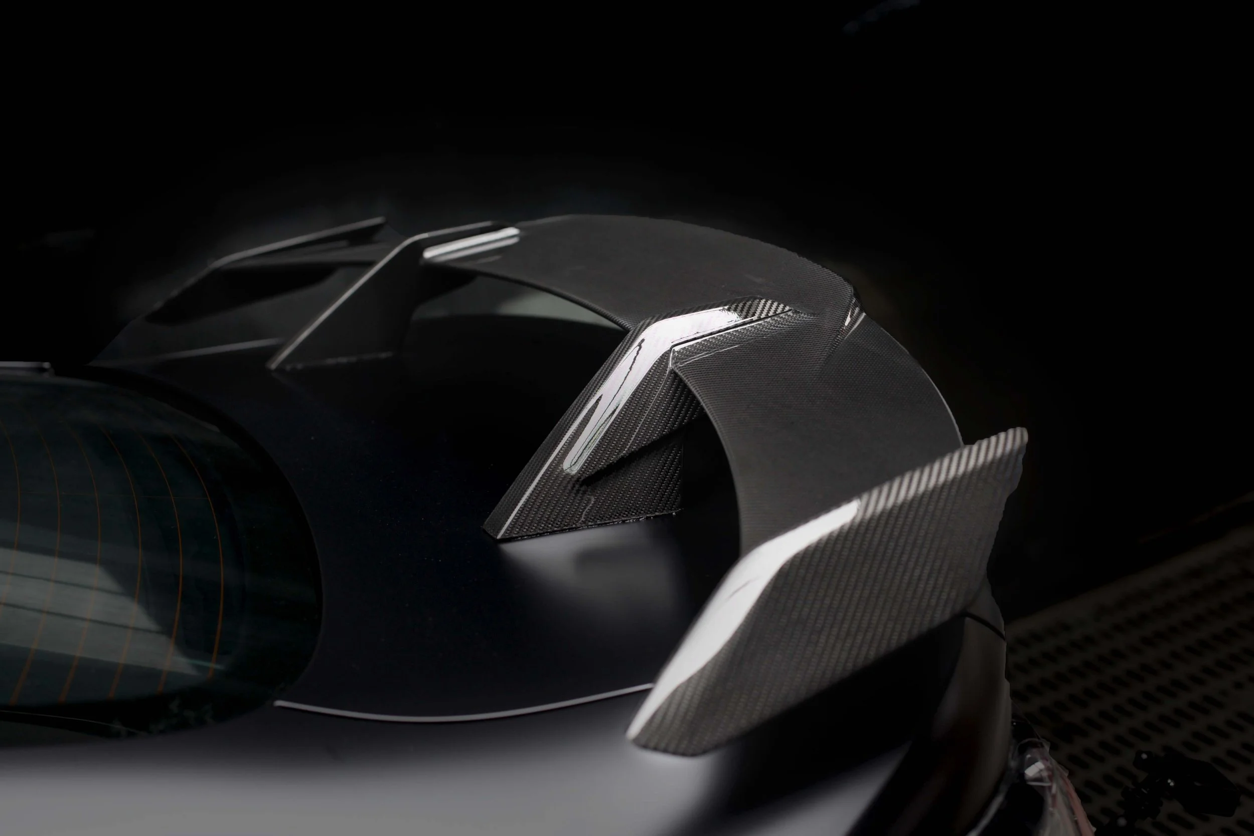 Understand this new generation of car wing. — EzCarbon