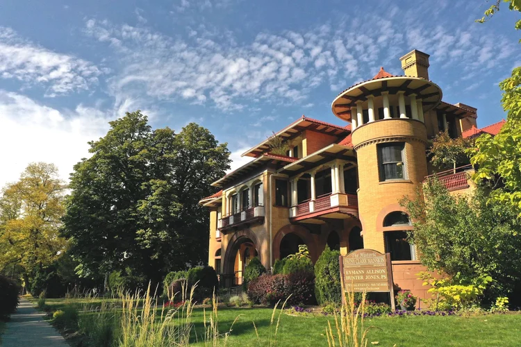 Patsy Clark Mansion Wedding Venue | Patsy Clark Mansion Wedding and ...