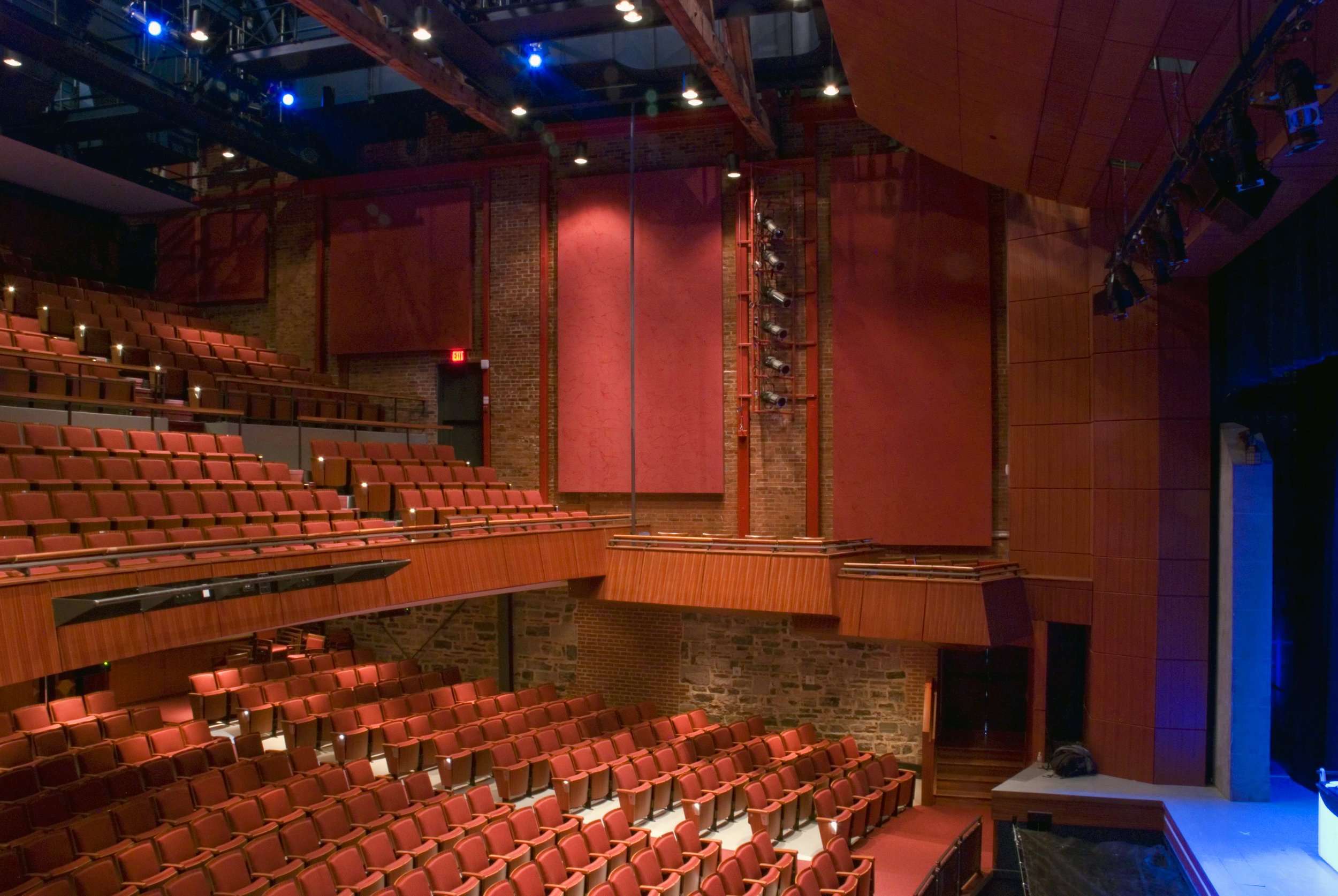 Kingston Grand Theatre — sza Shoalts and Zaback Architects Ltd.