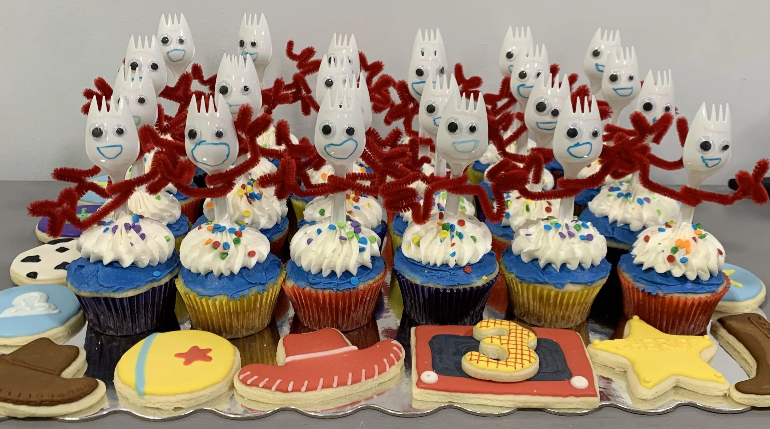 Party | Book a Fun Party Now — Chee Chee's Playroom