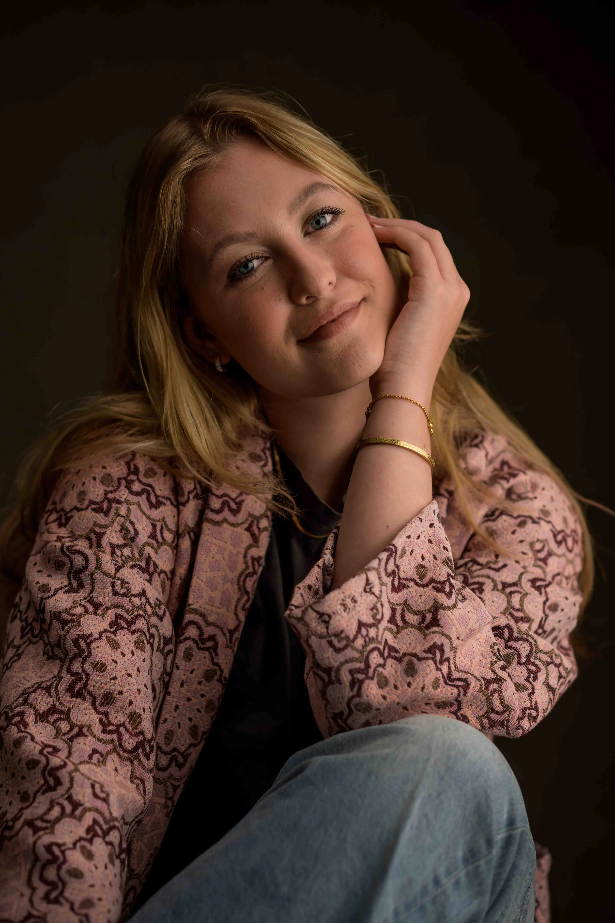 Een fotostudio met een team van enthousiaste professionals. — Atelier Studio Damon