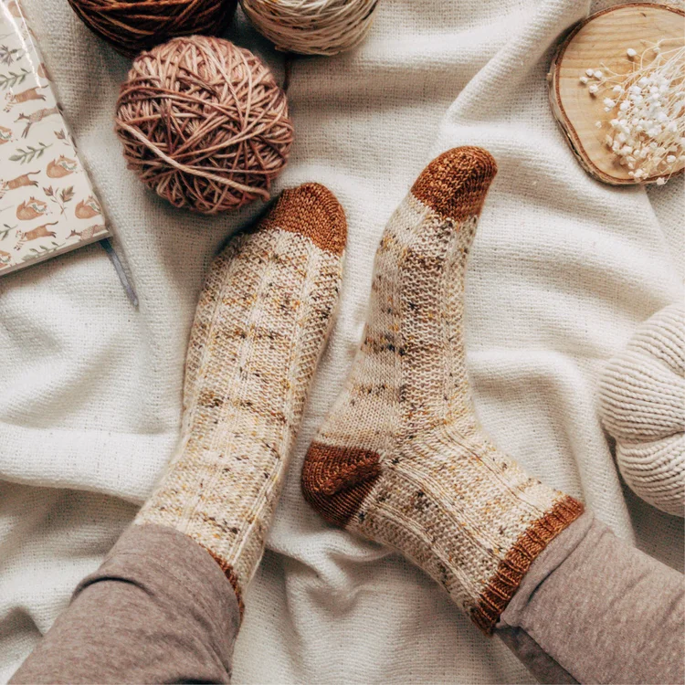 Easy ankle socks knitting pattern - Textural Socks — Whileberry ...