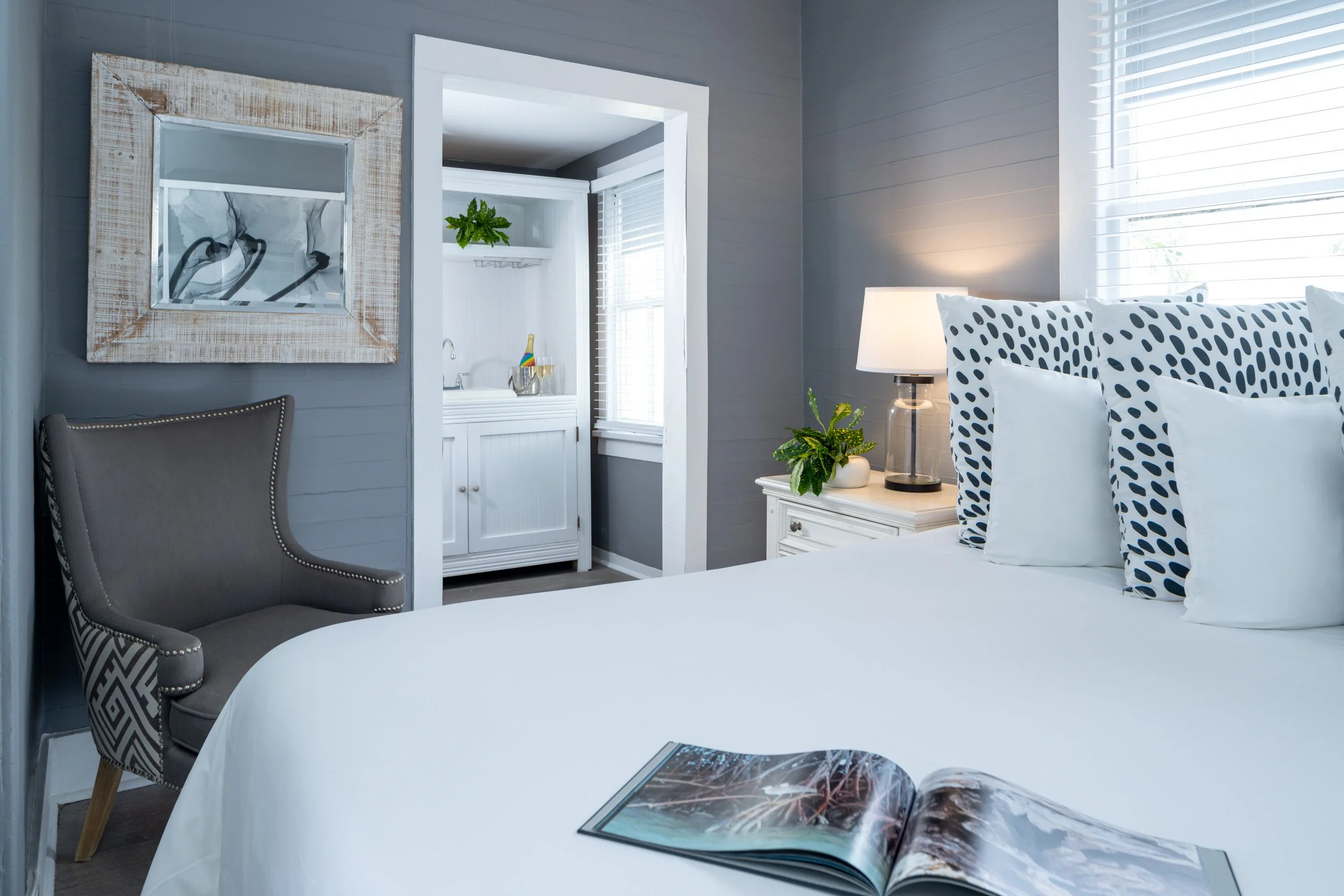 Guest Rooms — Alexander's Guesthouse