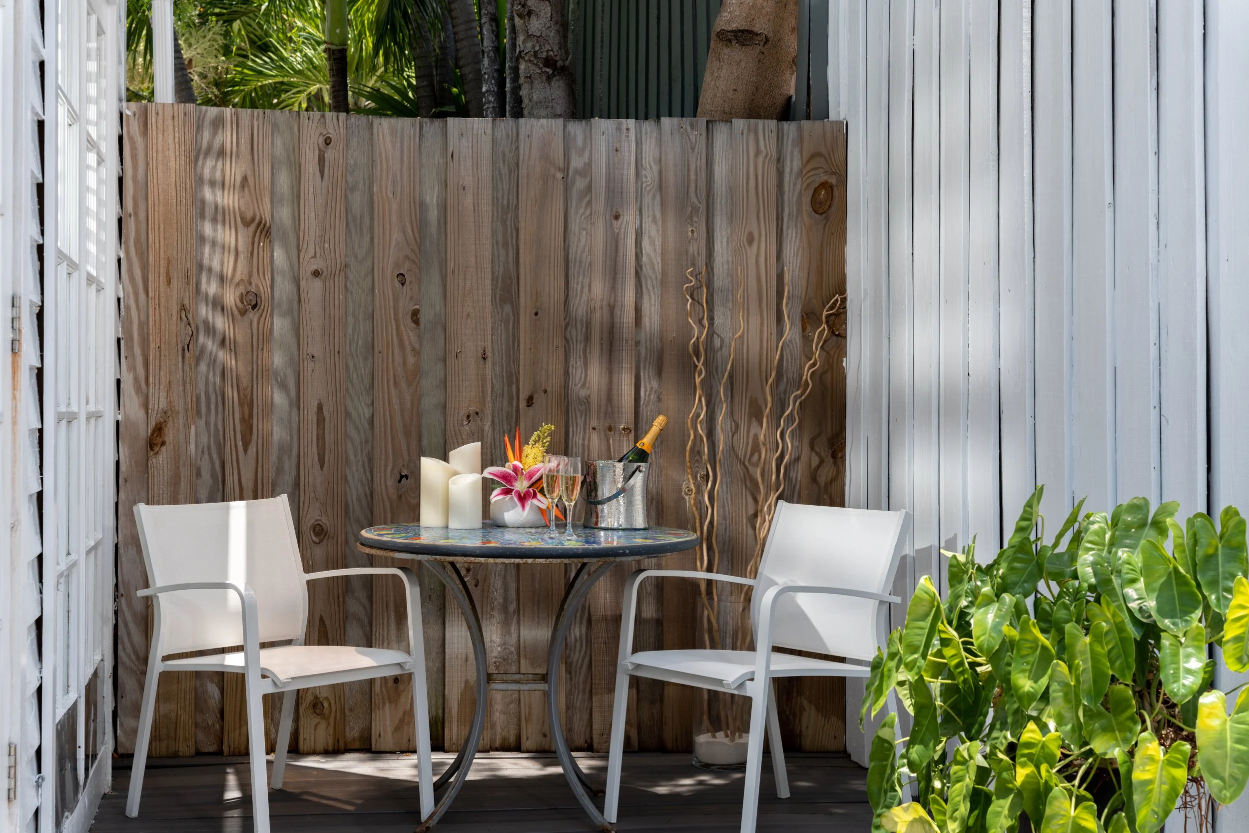 Guest Suite — Alexander's Guesthouse