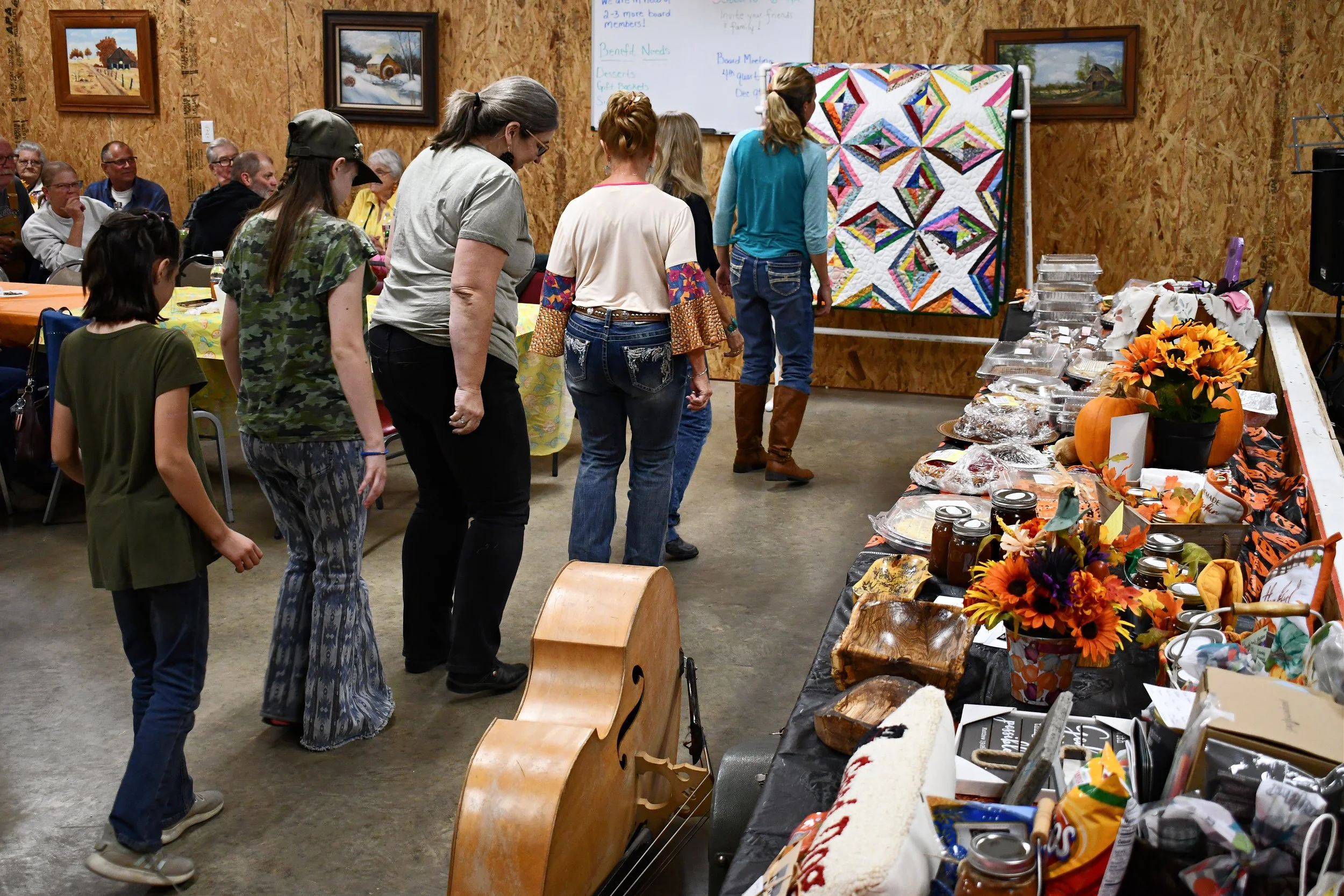 Manes Music Makers’ auction a combination of traditions — Ozarks Alive