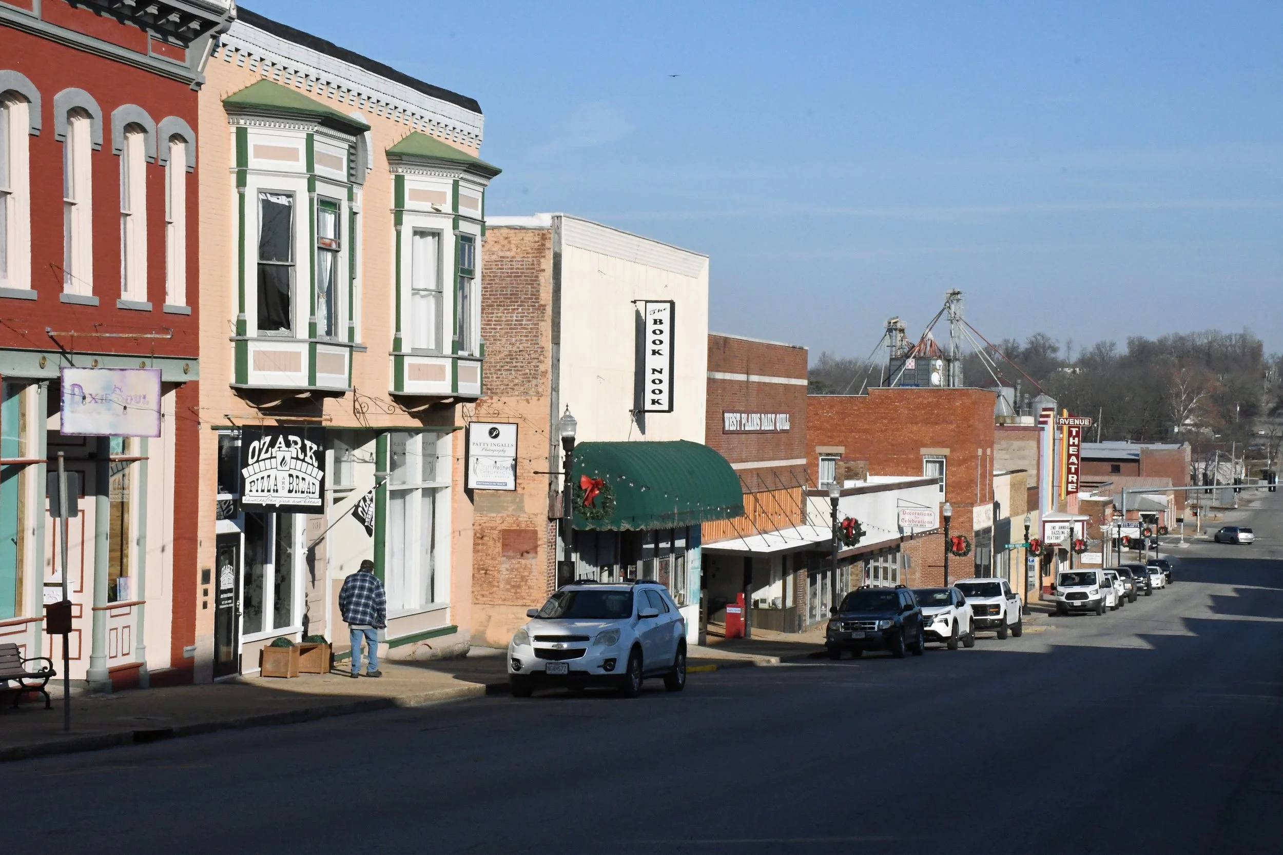 Ozarks Notebook: Expanding on Daniel Woodrell’s Ozarks — Ozarks Alive