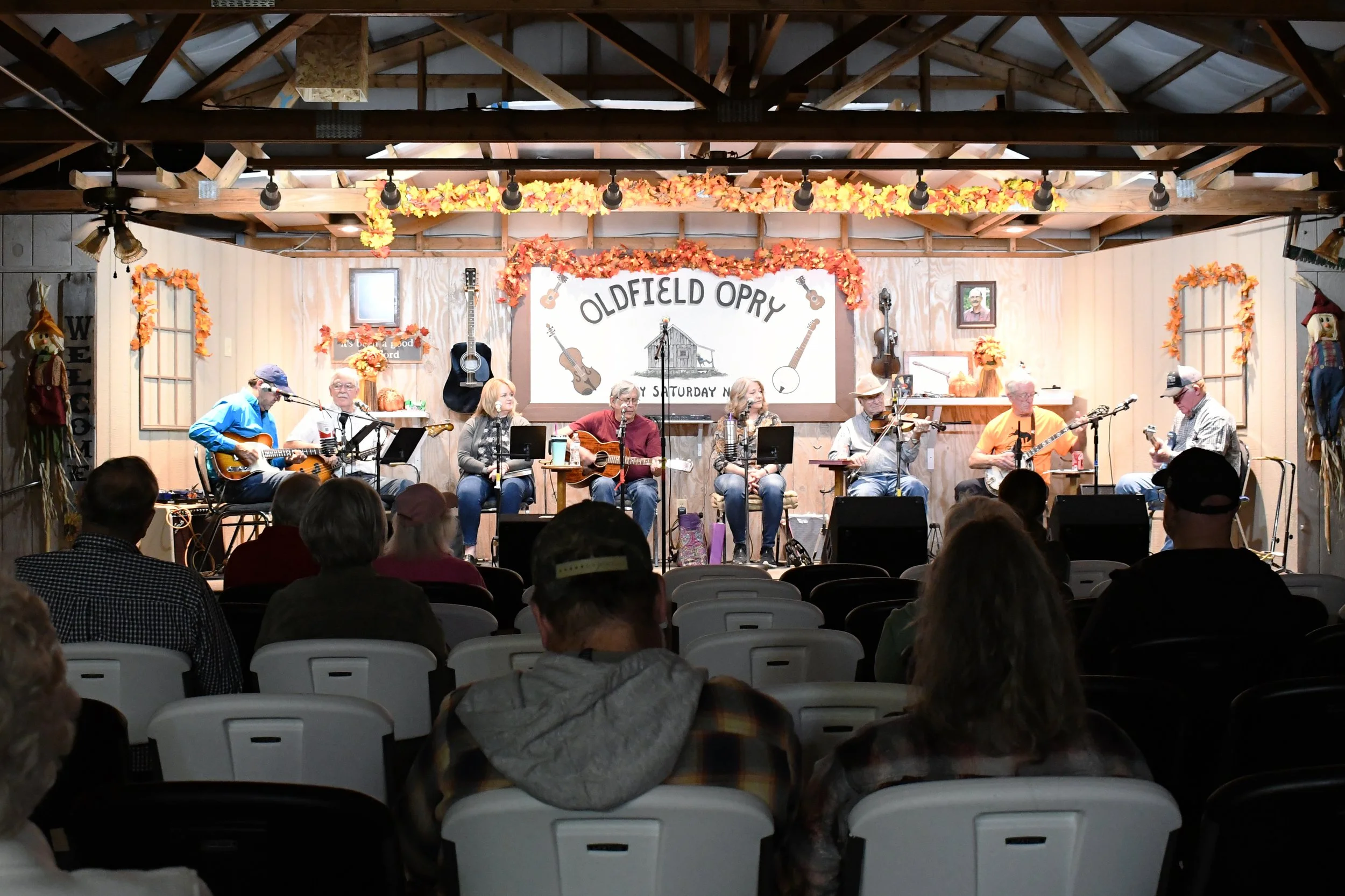 Oldfield Opry builds community through music — Ozarks Alive