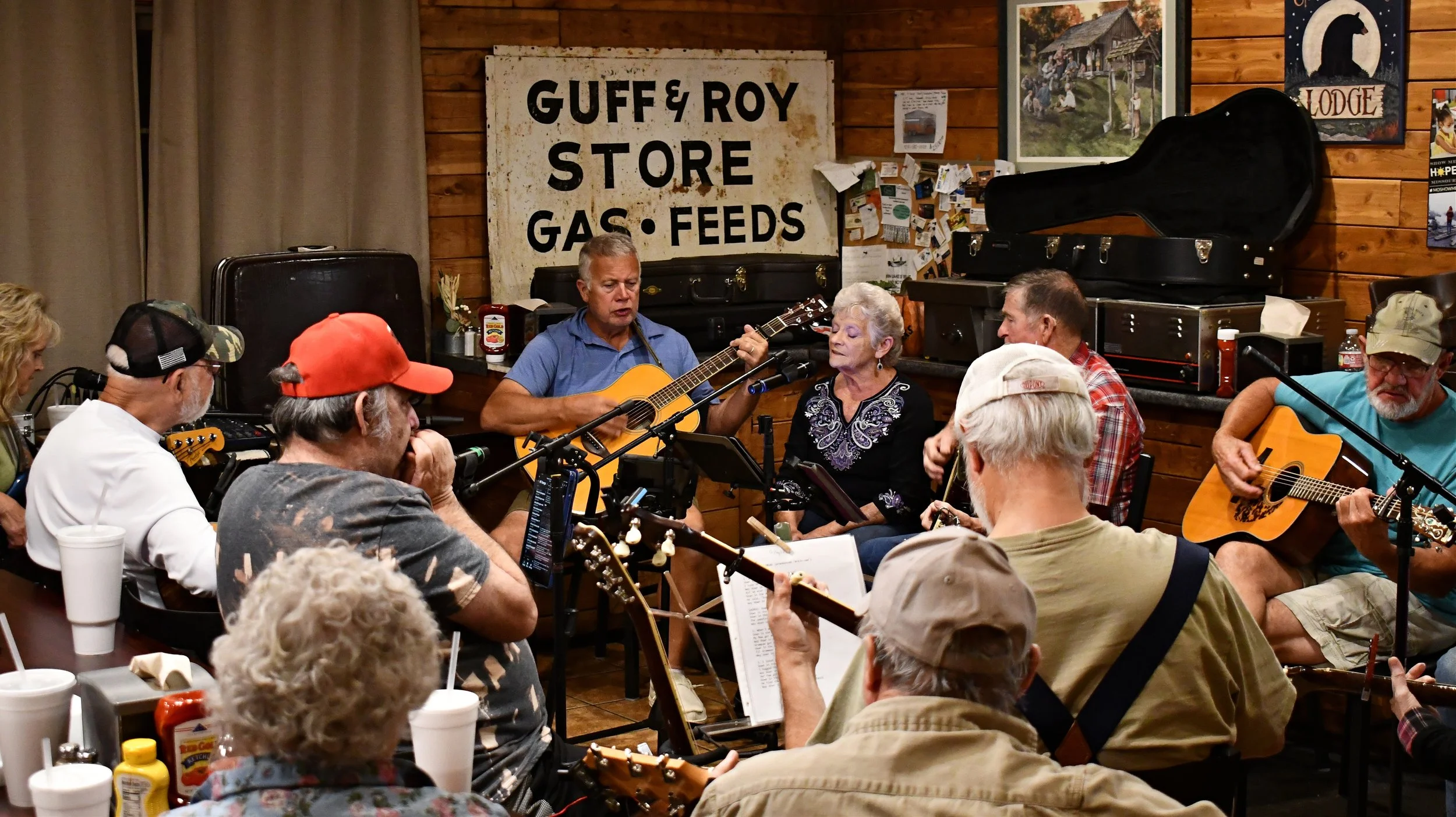 Music jam at Roy’s Store in Dora a weekly tradition — Ozarks Alive