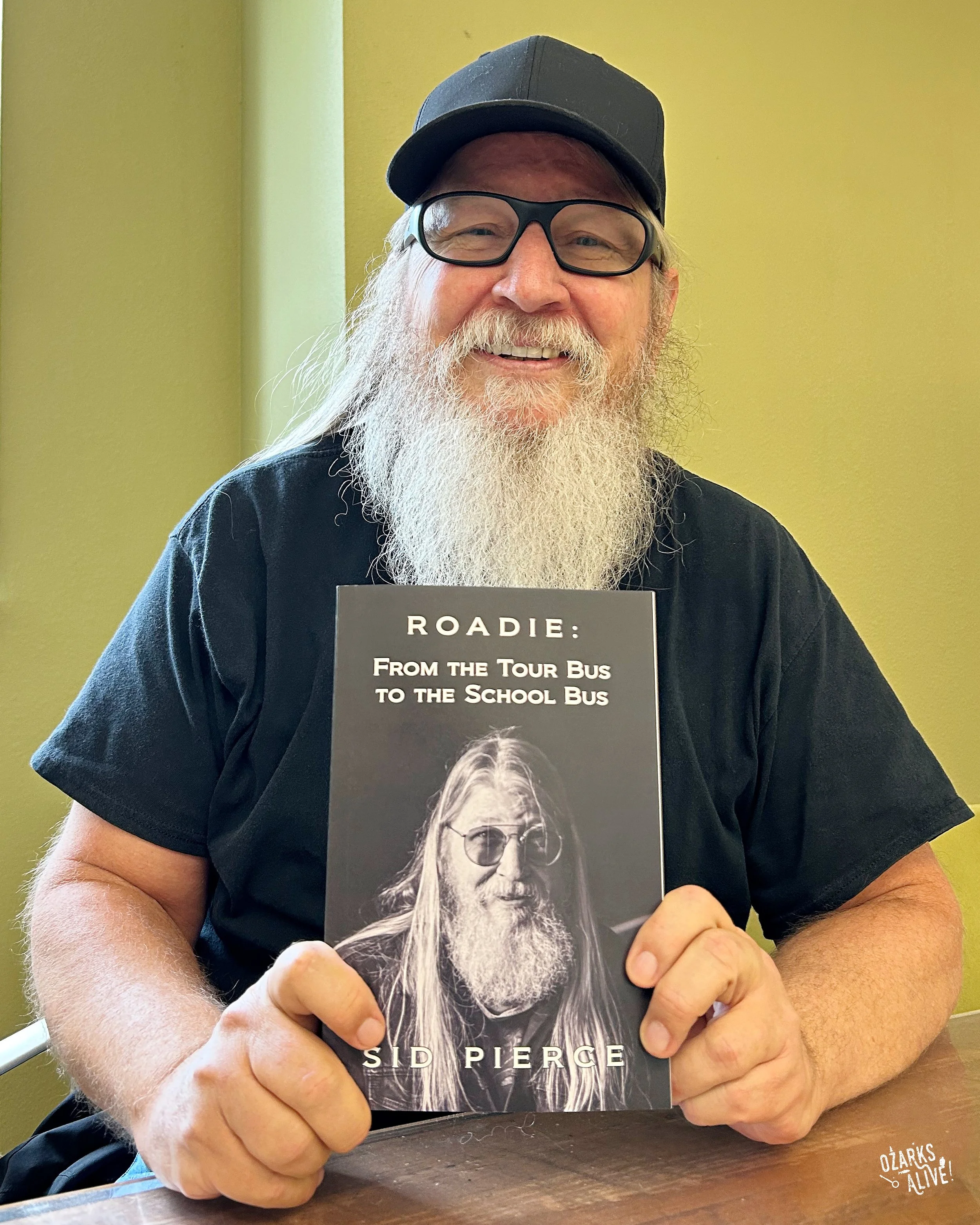 Sid Pierce recounts life from Gainesville to famous names in new book ...