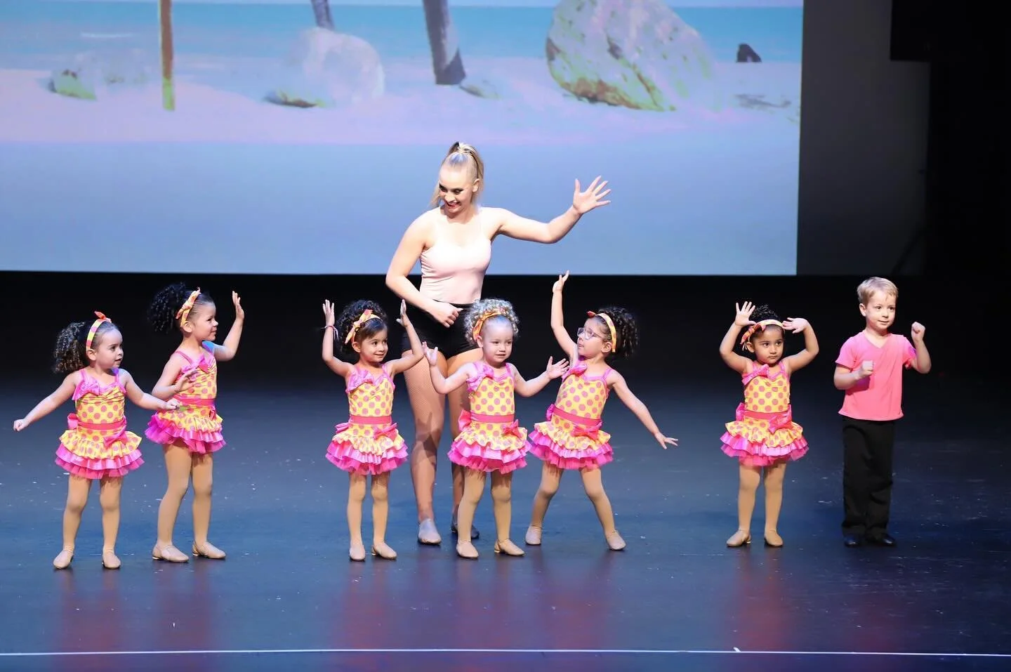 Universal Dance Company