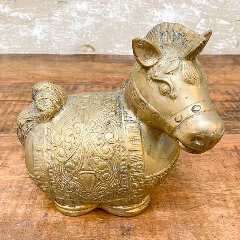 DECORATIVE BRASS FEMALE FIGURE — Marigold Interiors