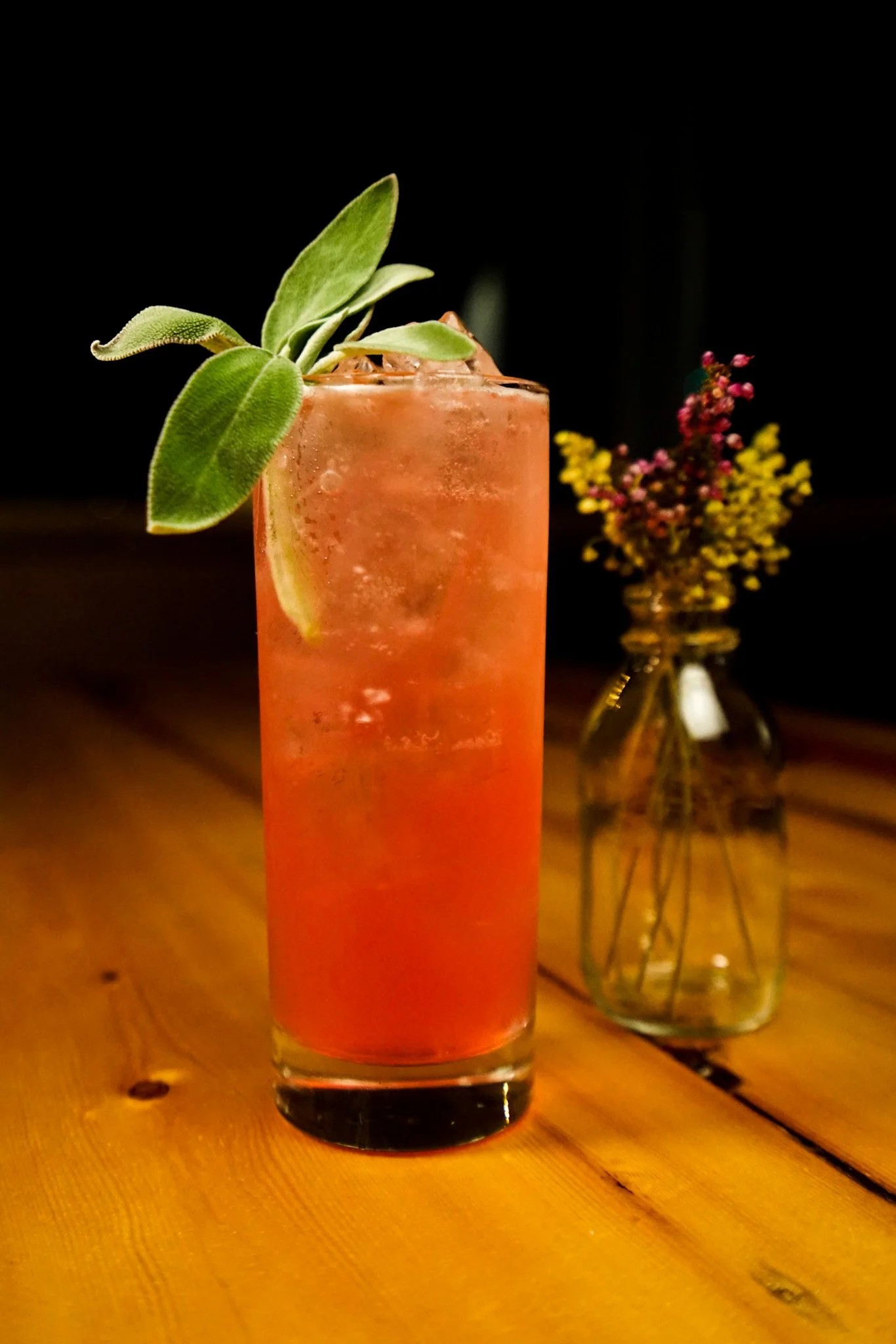 THE MAYFLY NYC COCKTAILS & KITCHEN