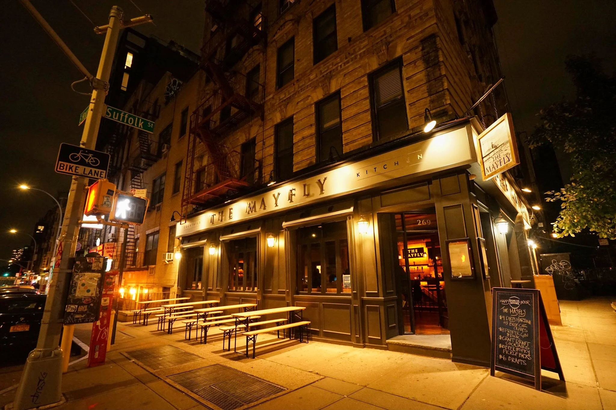 THE MAYFLY NYC COCKTAILS & KITCHEN