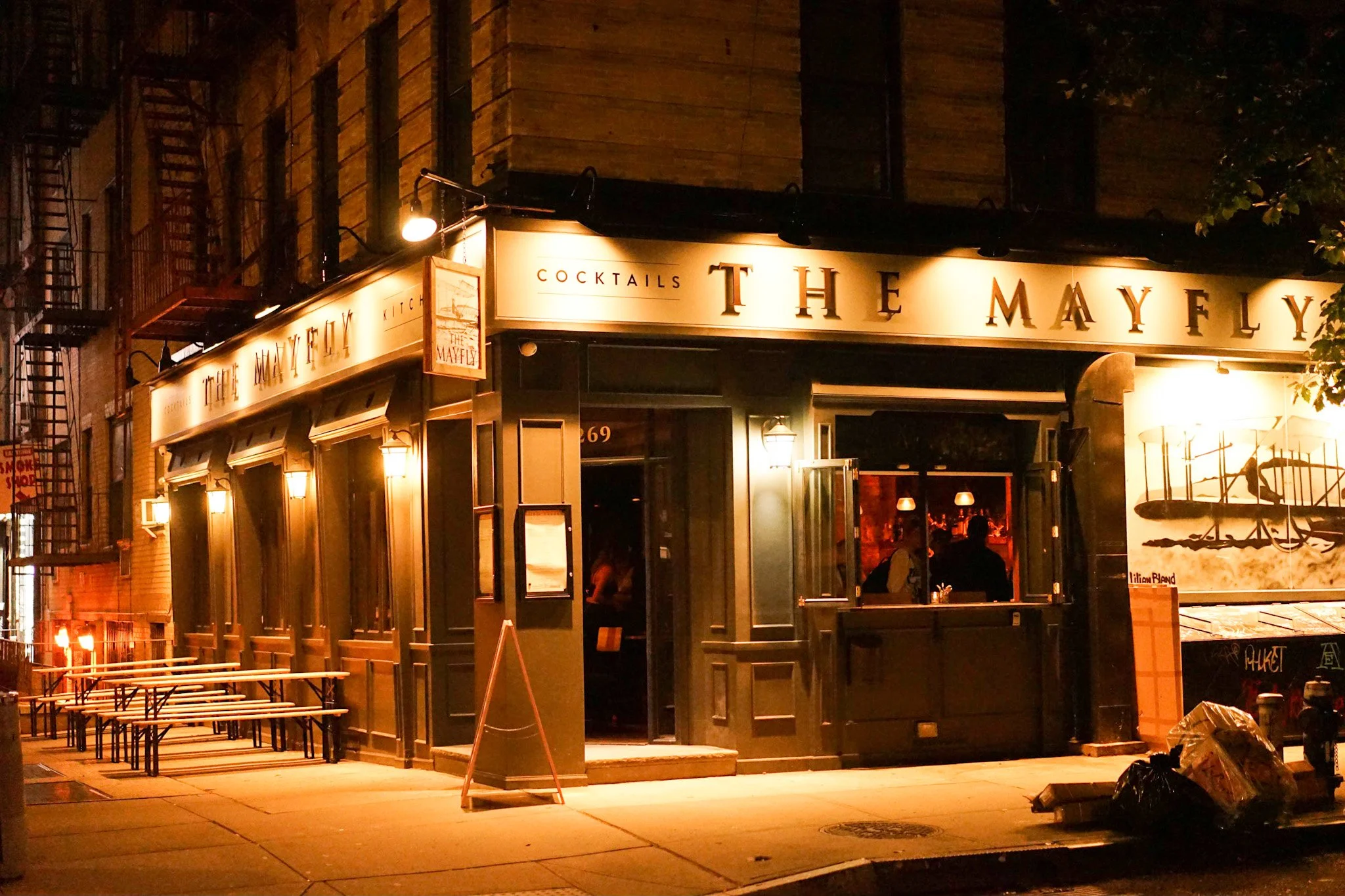 THE MAYFLY NYC COCKTAILS & KITCHEN