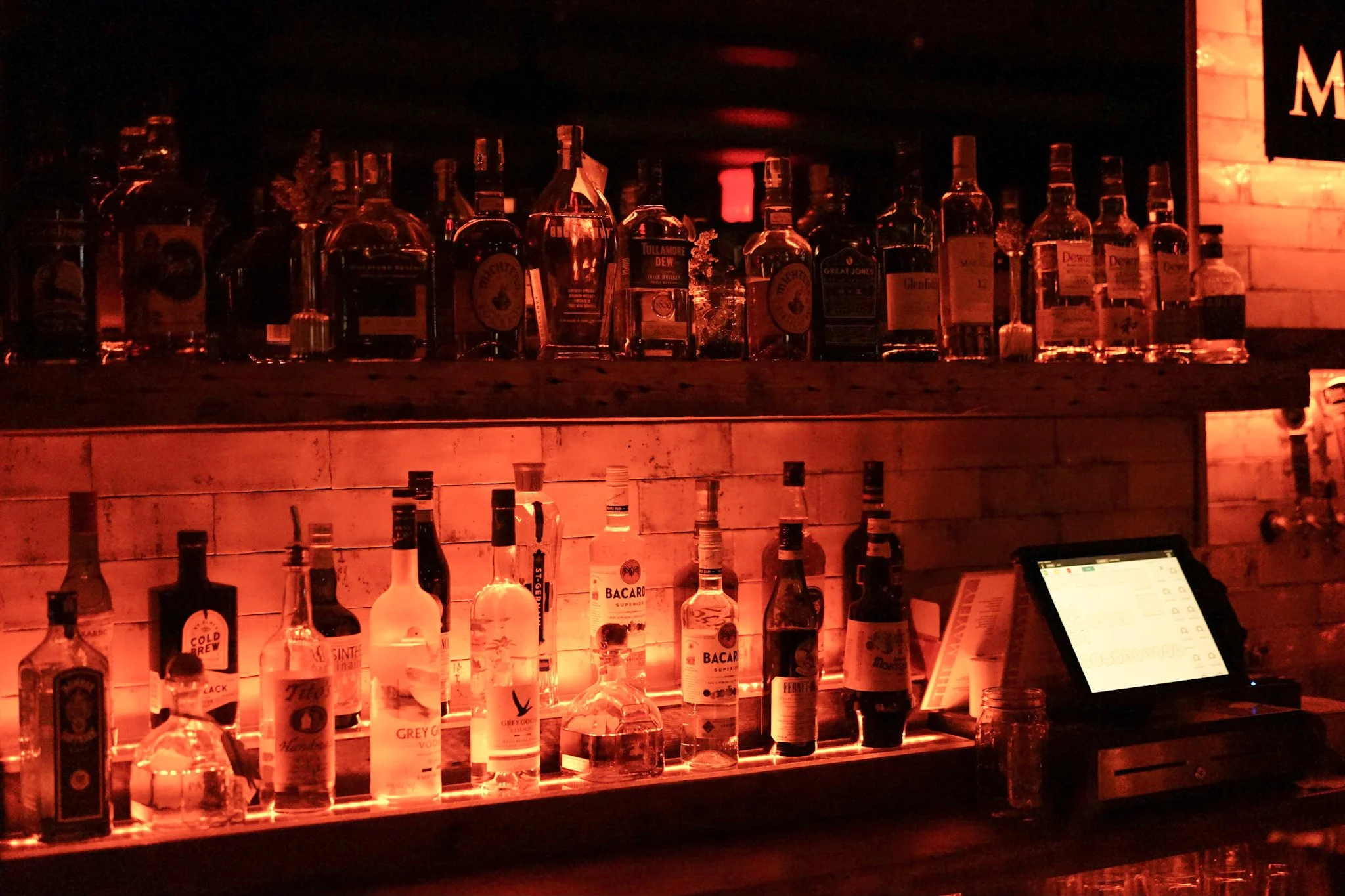 THE MAYFLY NYC COCKTAILS & KITCHEN