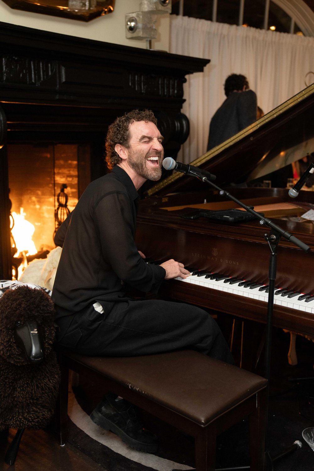 Music Lineups — THE SNOW LODGE