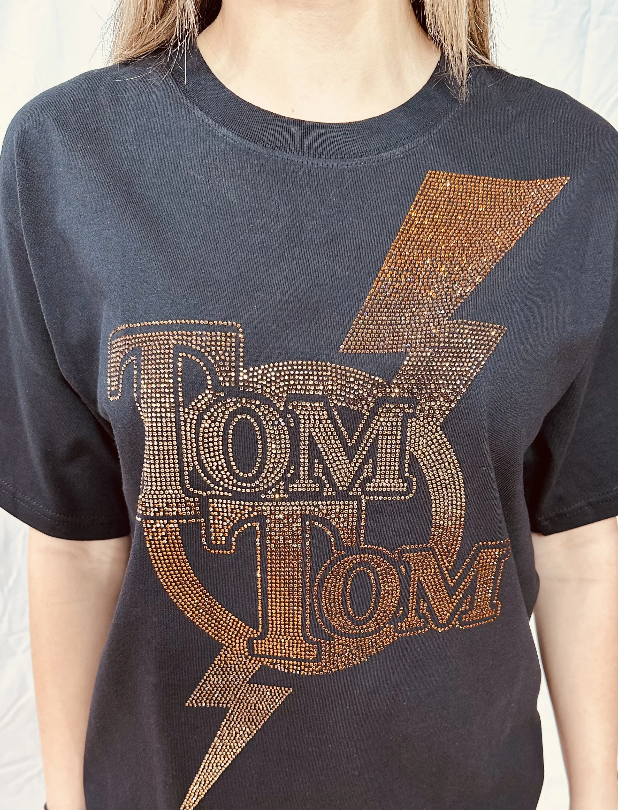 Store 2 — Tom Sandoval & The Most Extras