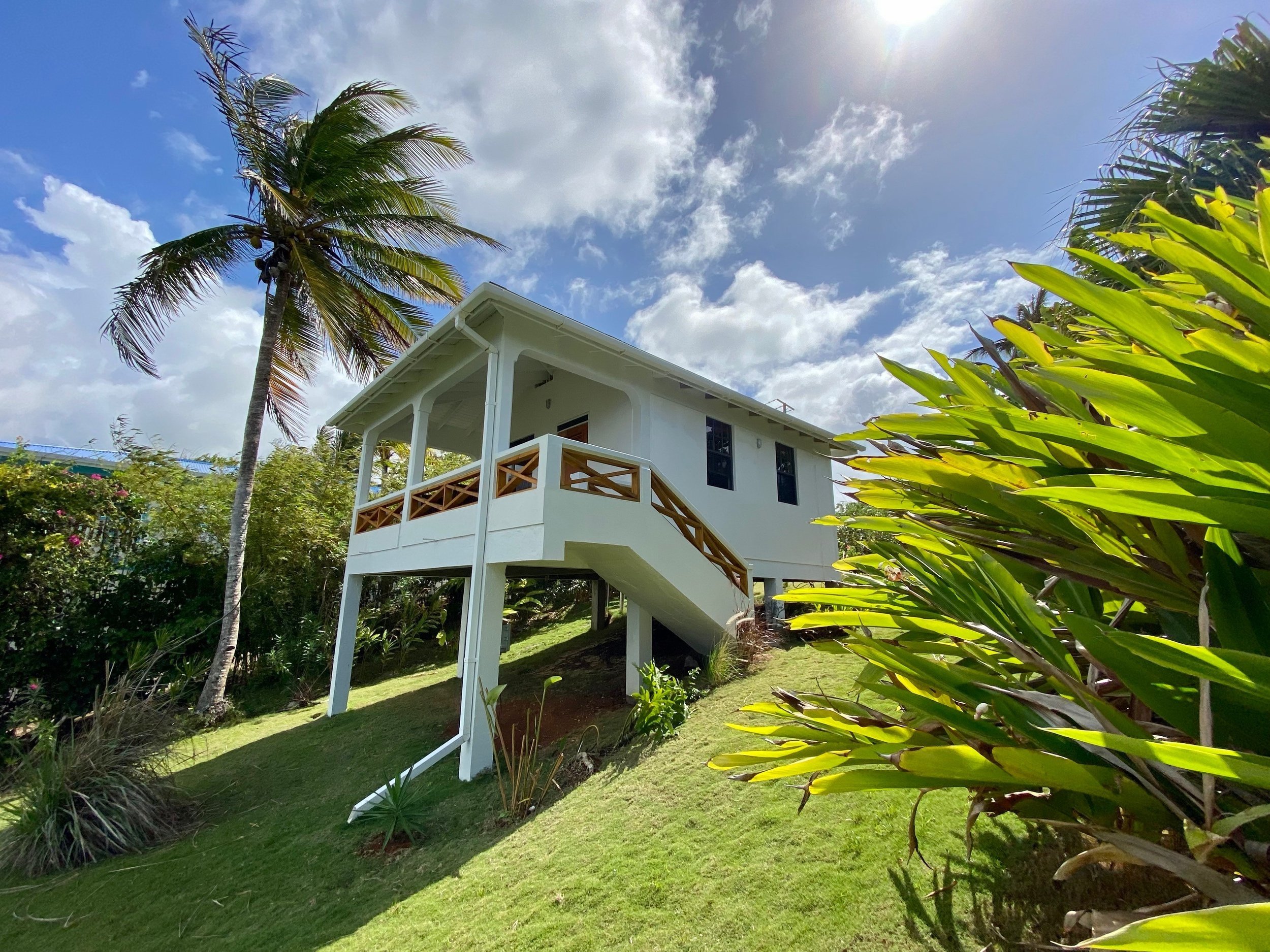 SEA CLIFF ECO-COTTAGES