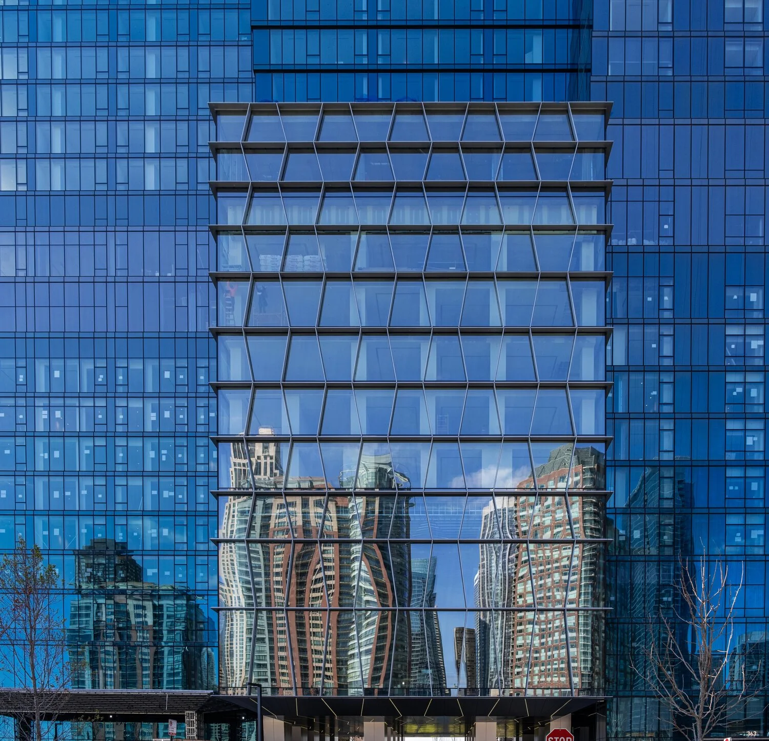 St. Regis Chicago — Innovation Glass · High Performance Glass Curtain ...