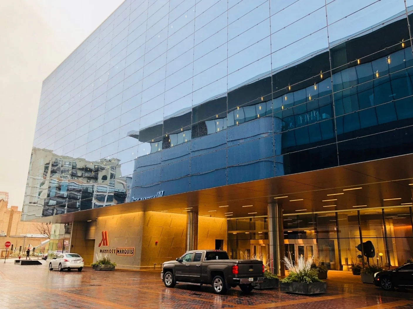McCormick Place HQ Hotel — Innovation Glass · High Performance Glass ...