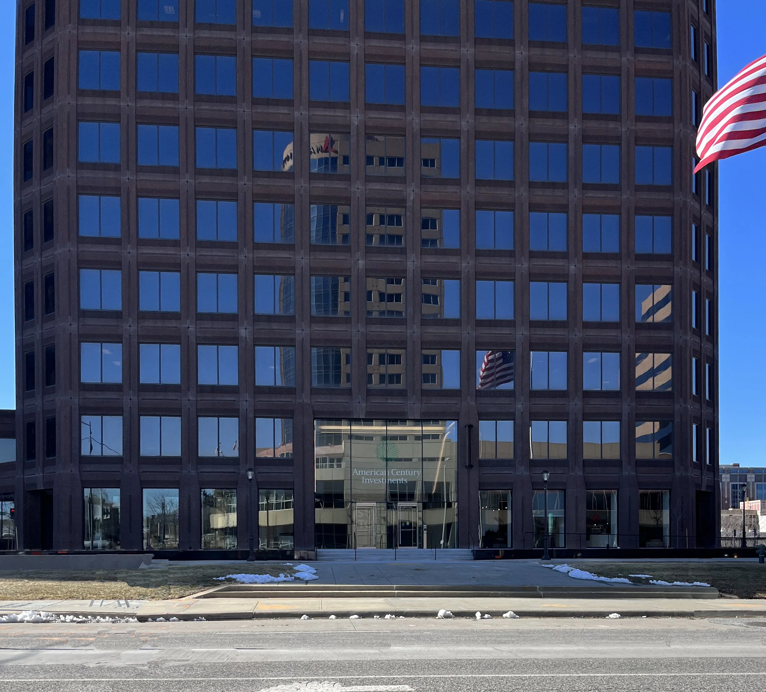 American Century Investment — VS1 by Innovation Glass