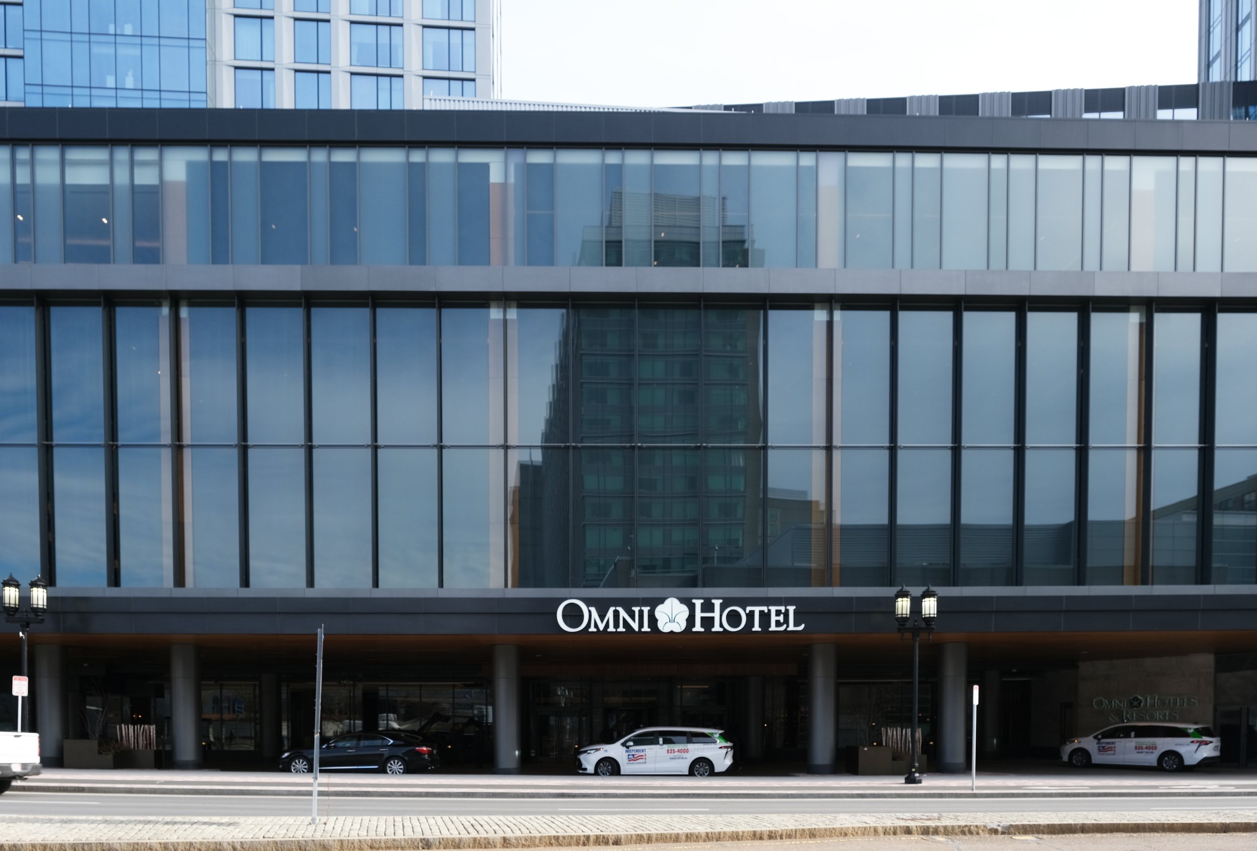 Omni Boston Hotel at the Seaport — Innovation Glass · High Performance ...