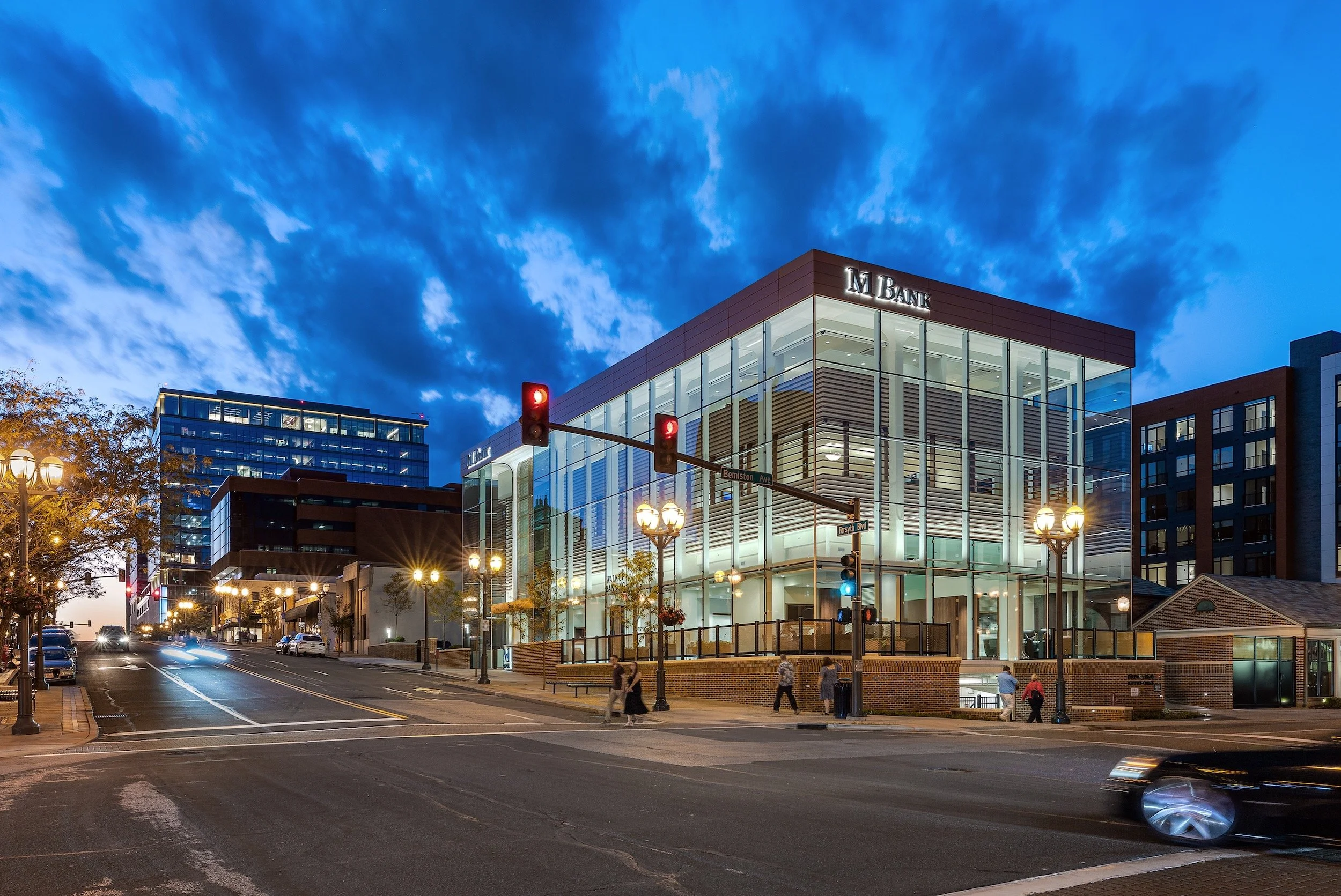 M1 Bank — VS1 by Innovation Glass