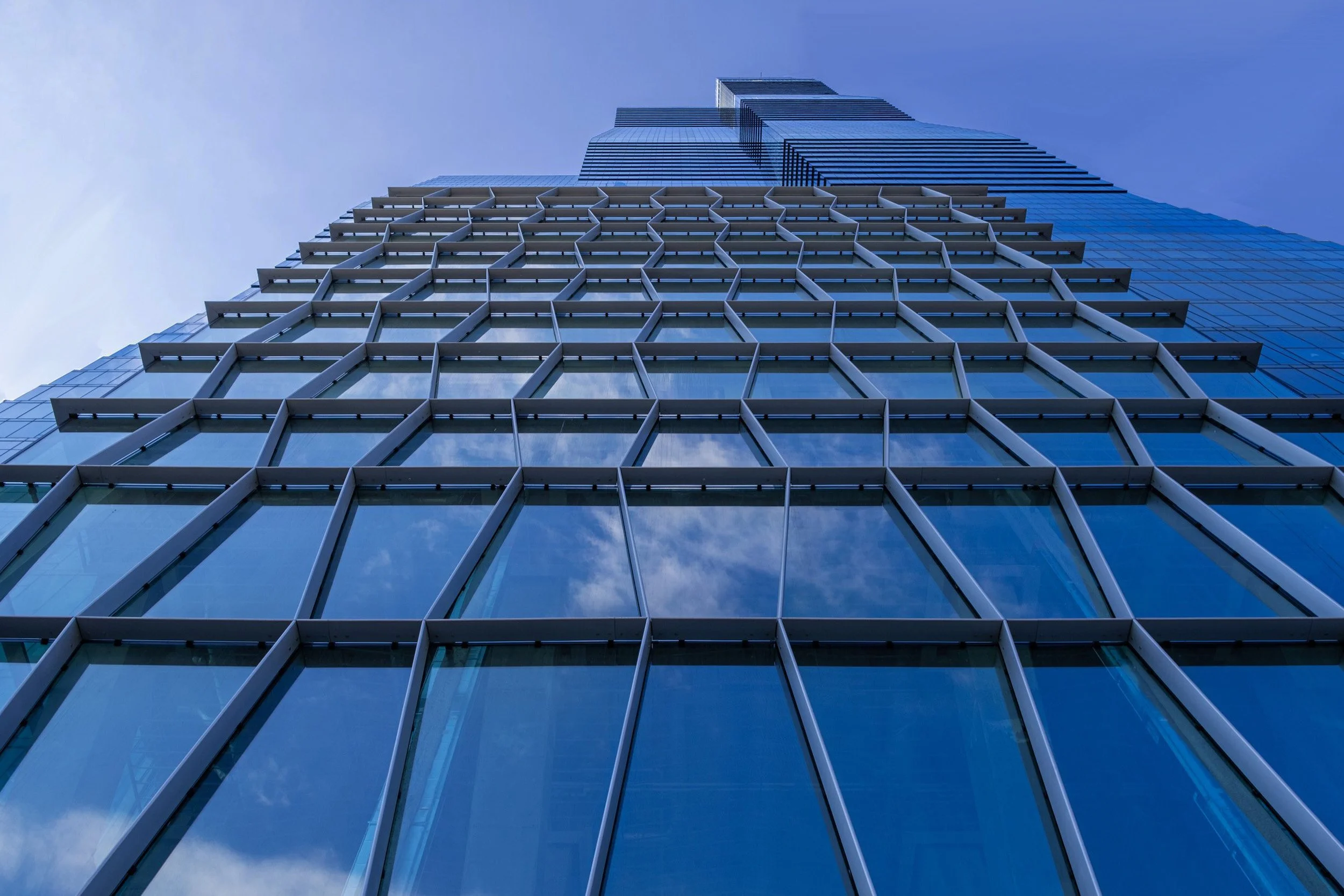 Innovation Glass · High Performance Glass Curtain Walls · VS1
