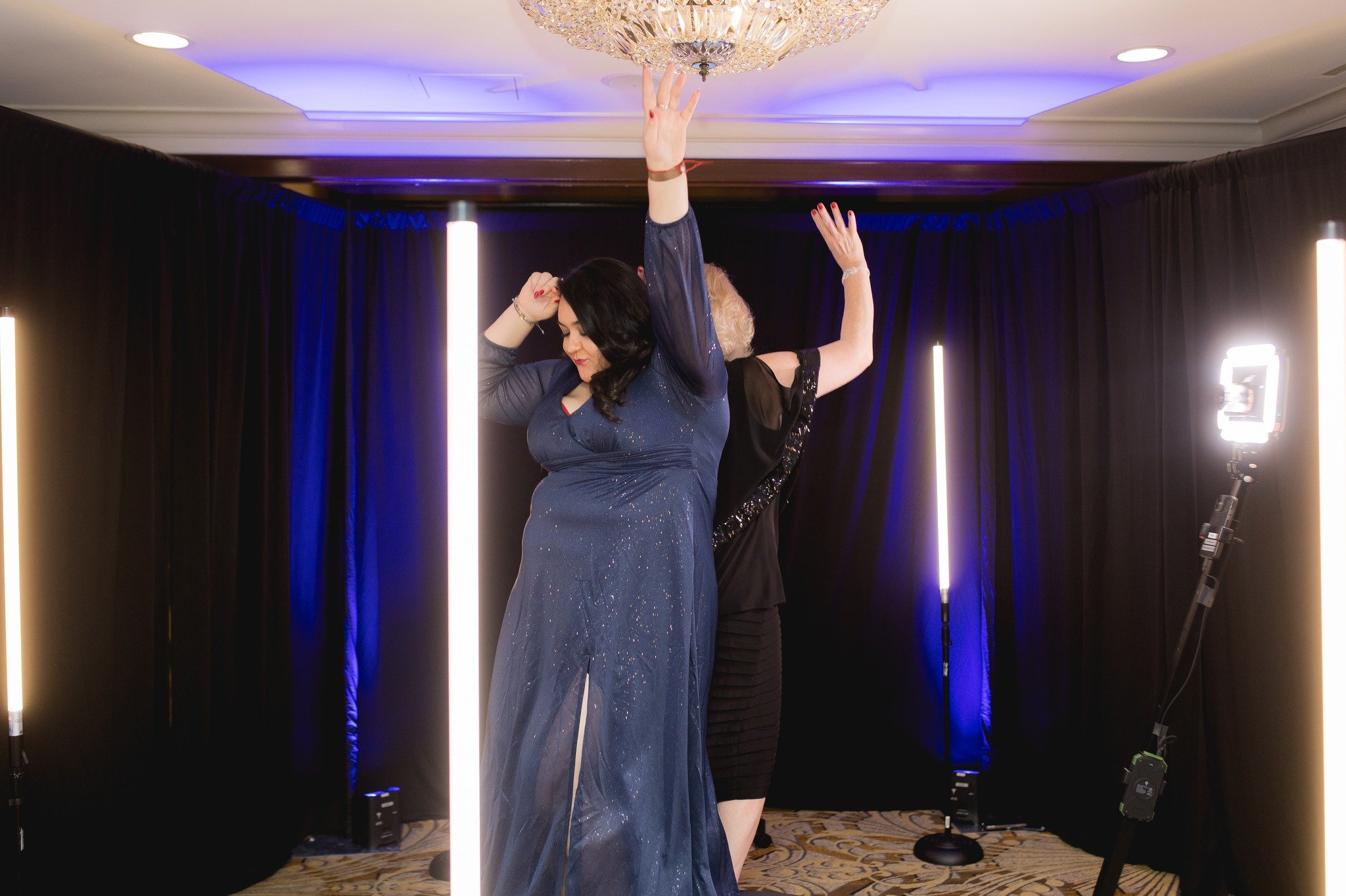 RENT PHOTO BOOTHS IN DALLAS — DFW 360 BOOTHS