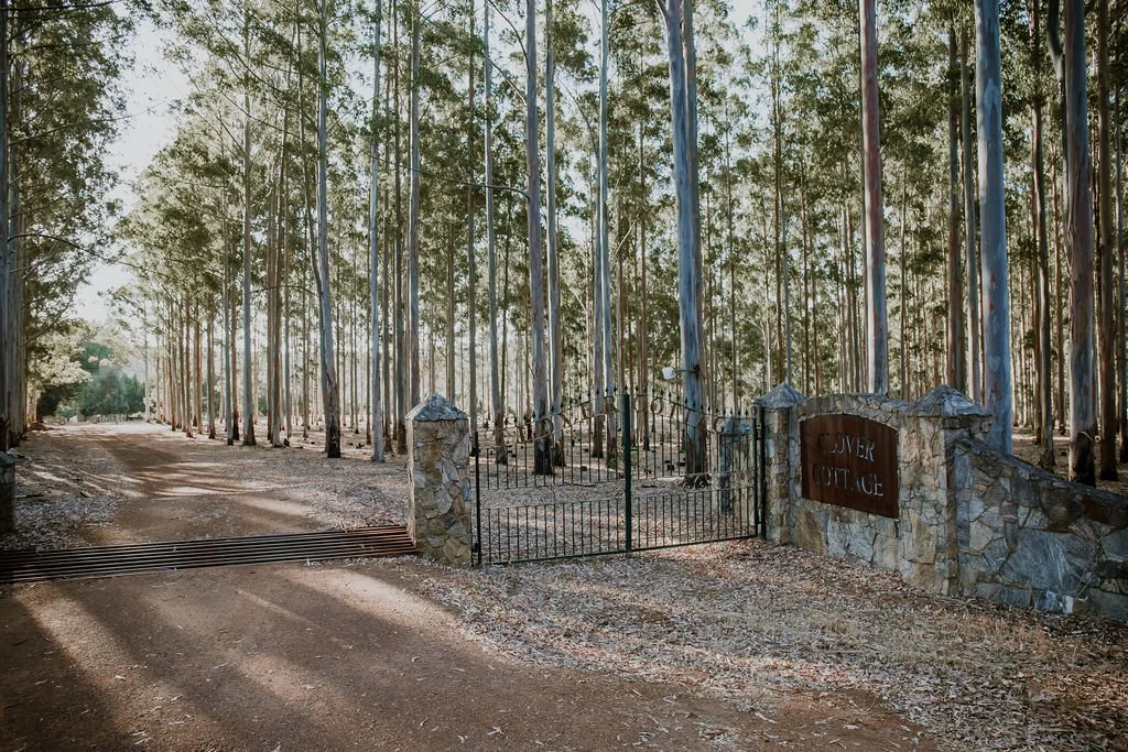 Historic Clover Cottage Country Retreat