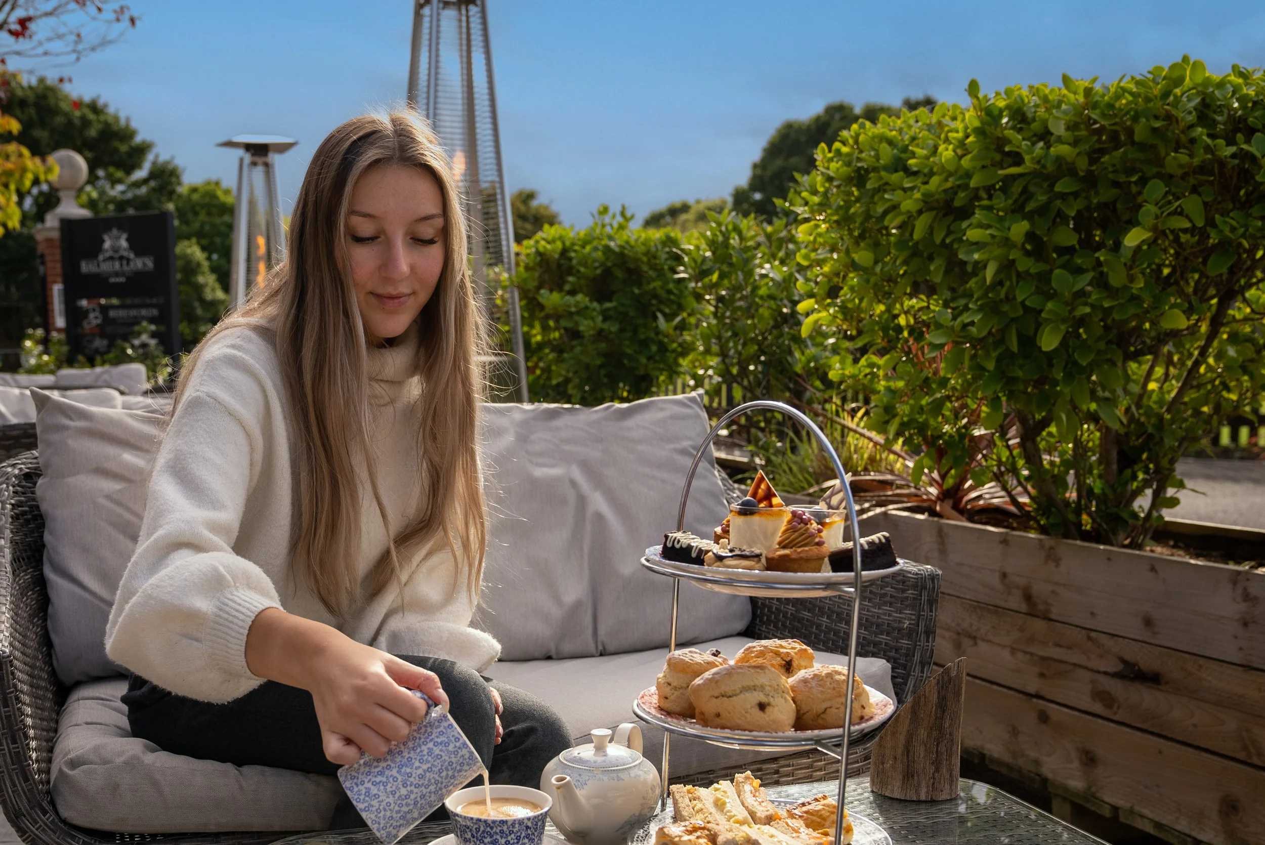 Best Afternoon Tea in the New Forest - Balmer Lawn