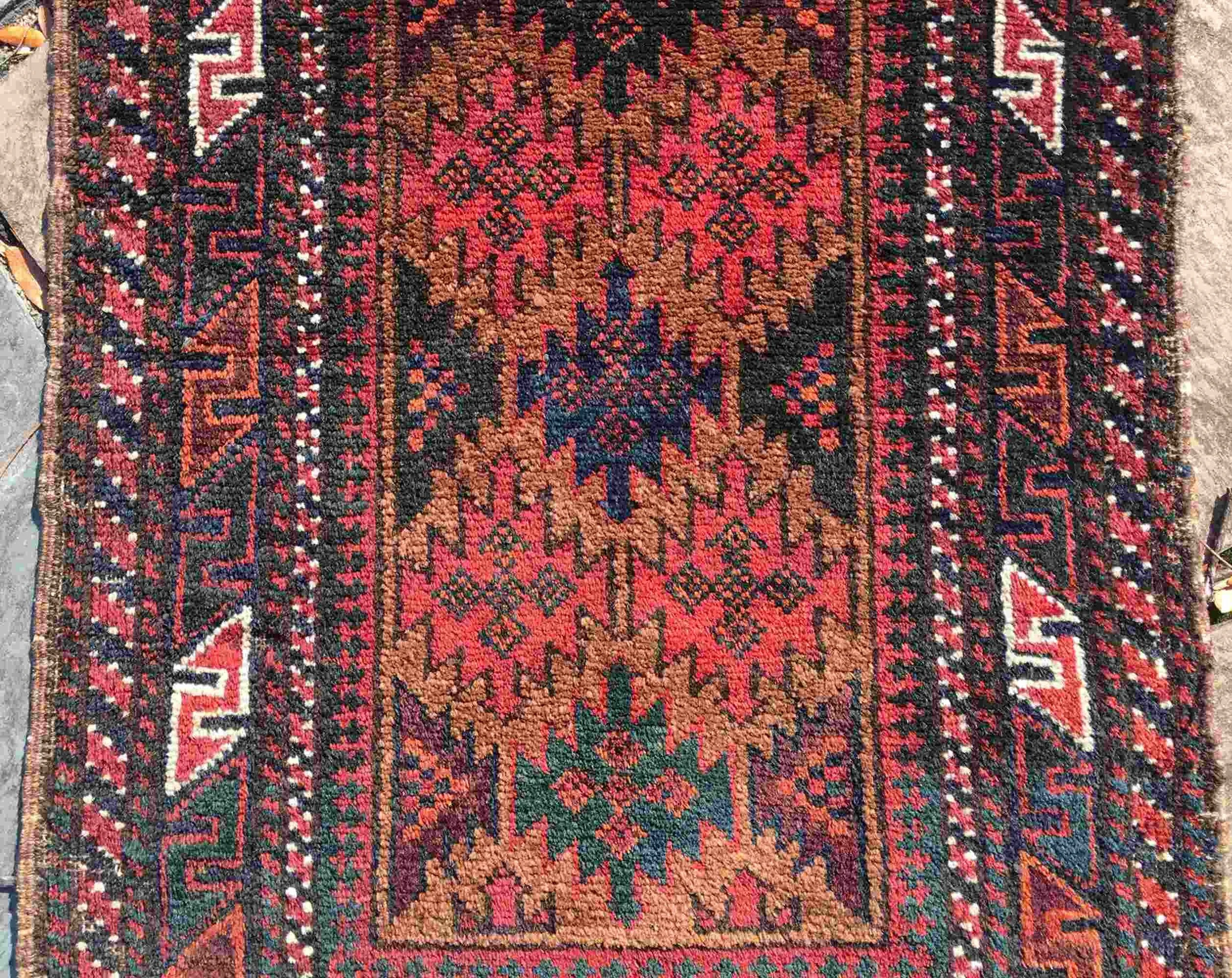Baluch — DeWitt Mallary AntiqueWeavings.com