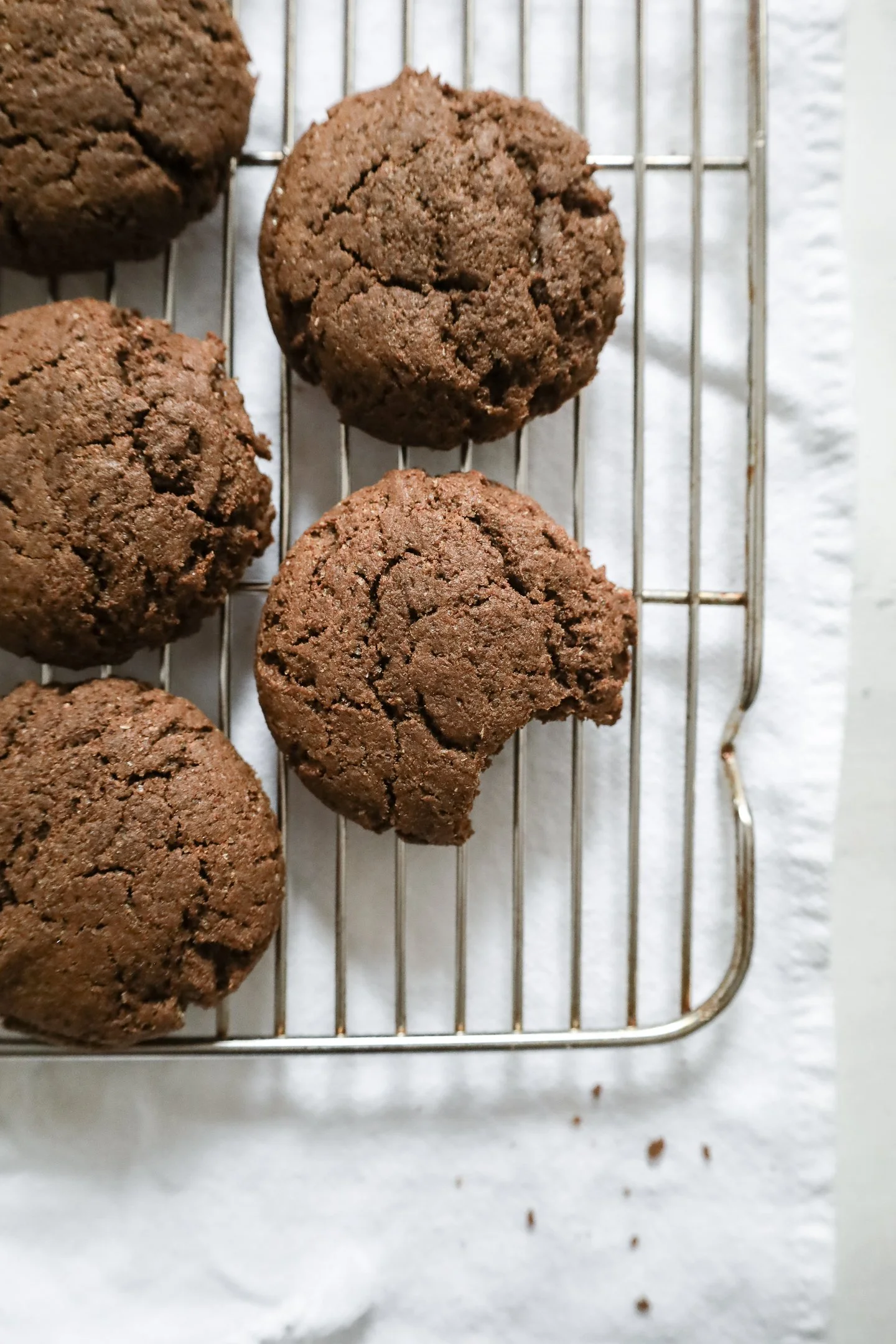 Chewy Chaga Rye Gingerbread Cookies — KELLY SAMANTHA ENG