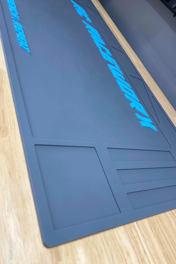 RC Raceworx Flight Deck Pit Mat 23x48 - Gray and Black — RC Raceworx ...