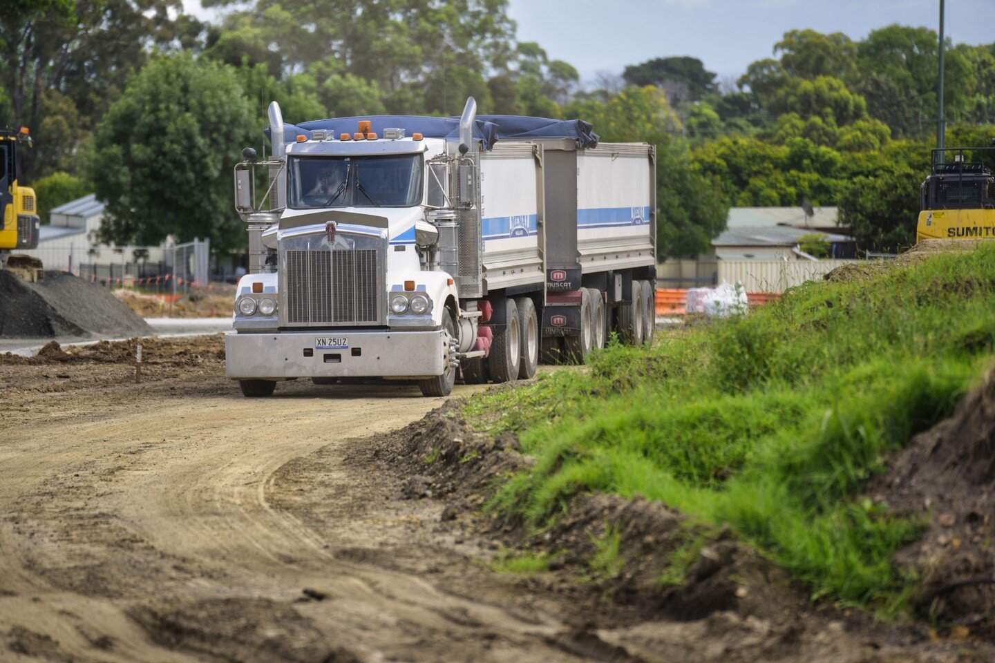 Menai Haulage - Bulk Haulage & Materials Transport Australia