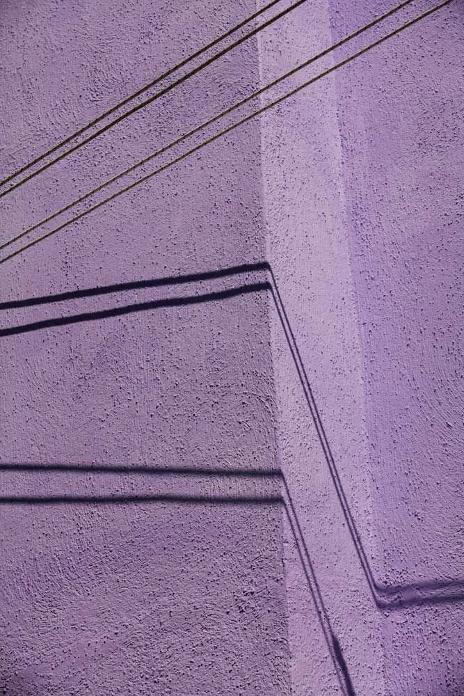 Purple: the perfect colour for your branding? (2025 guide)