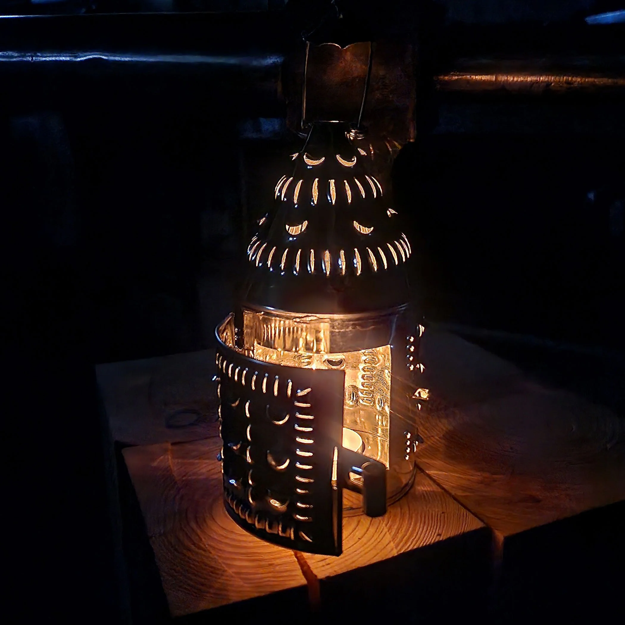 Making a small round traditional tin williamsburg lantern — Rob Gorrell ...