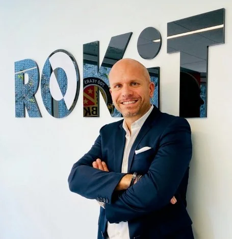 JAN KLUTH — For the Record: The Best in the Music Business