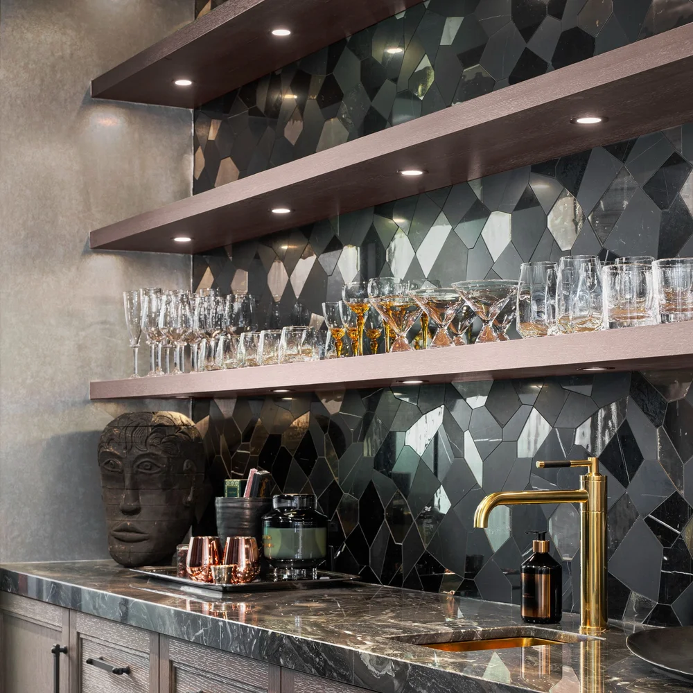 U Technology - Spotlight your Space with MIKRA Static puck lights