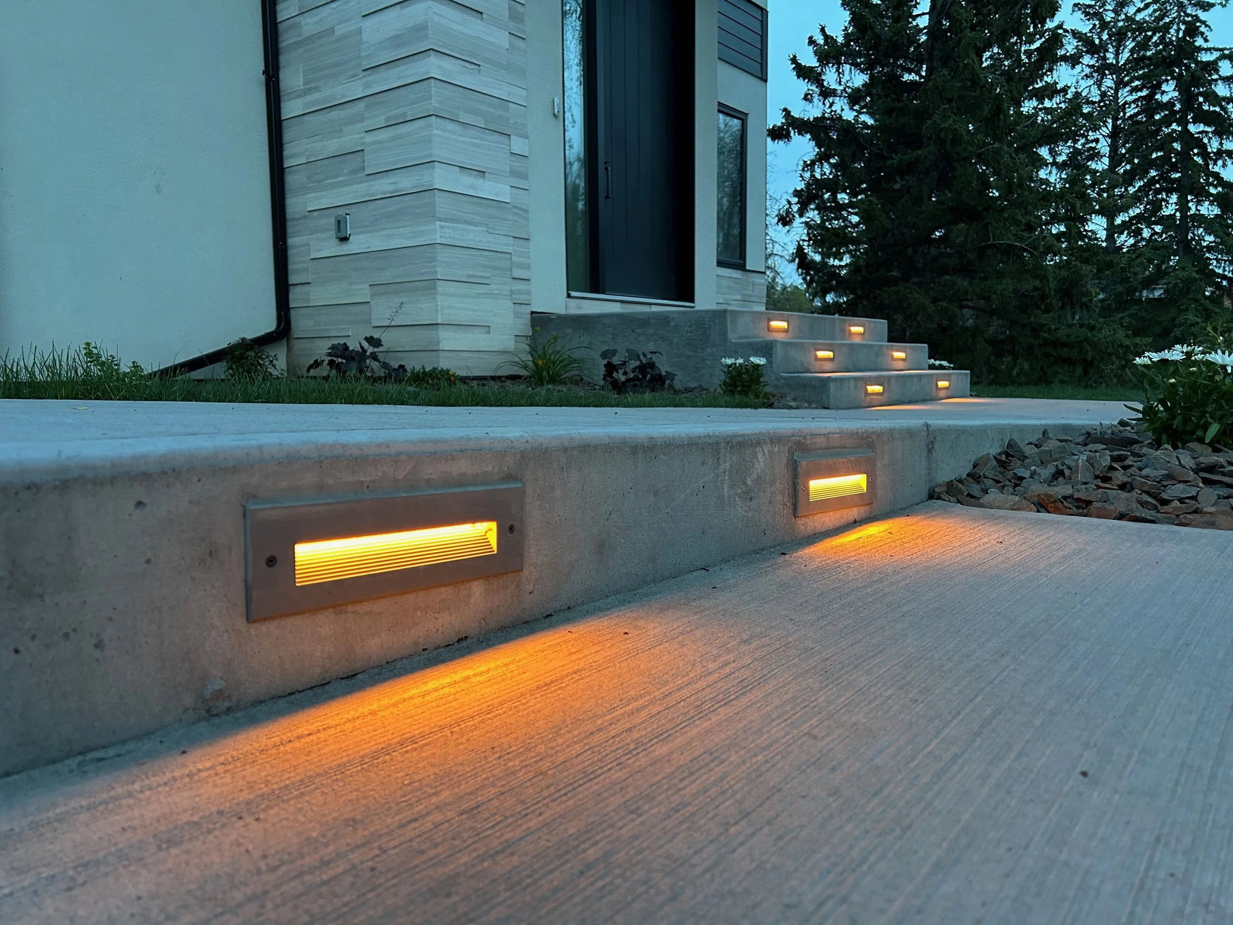 U Technology - STEP Series - Landscape Architectural Recessed LED Step ...