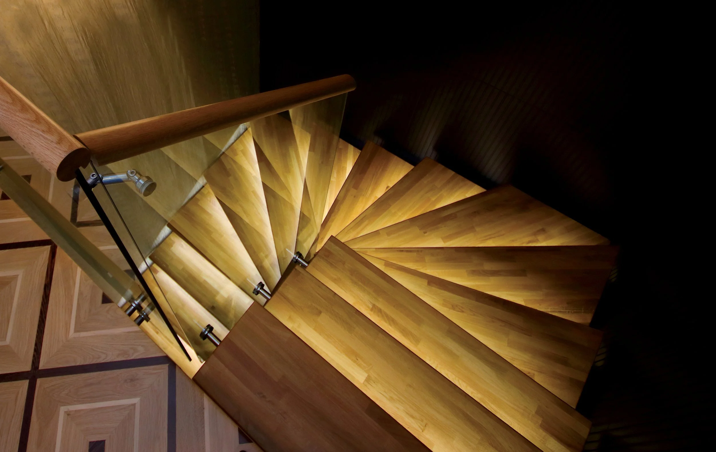 U Technology | Engineered Lighting Solutions