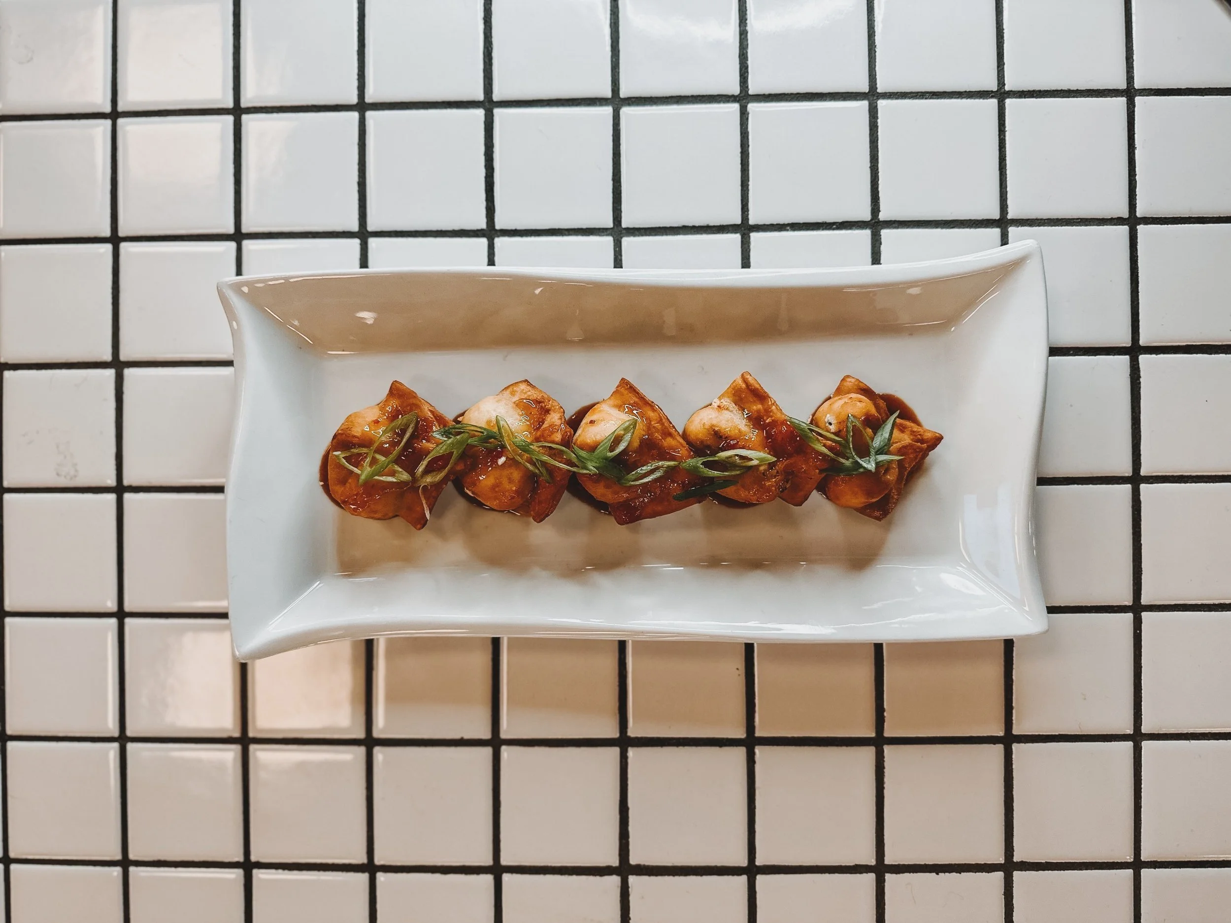 DINING — Waypoint Lounge