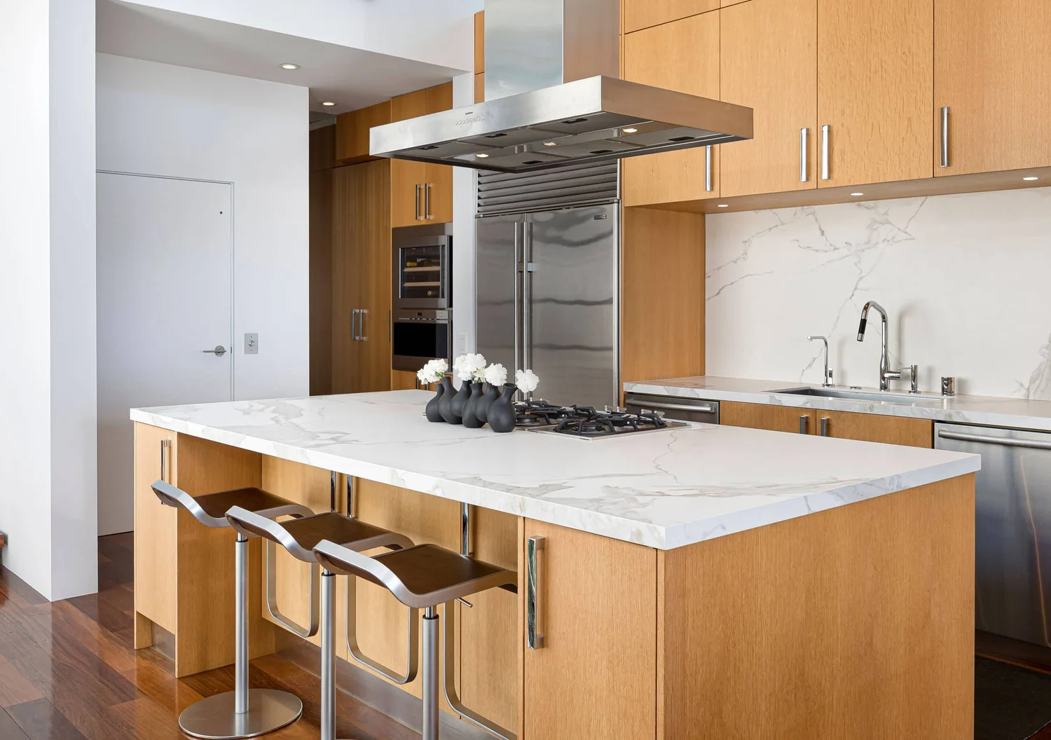 Light-Filled Kitchen Dreamland | Custom Design Project