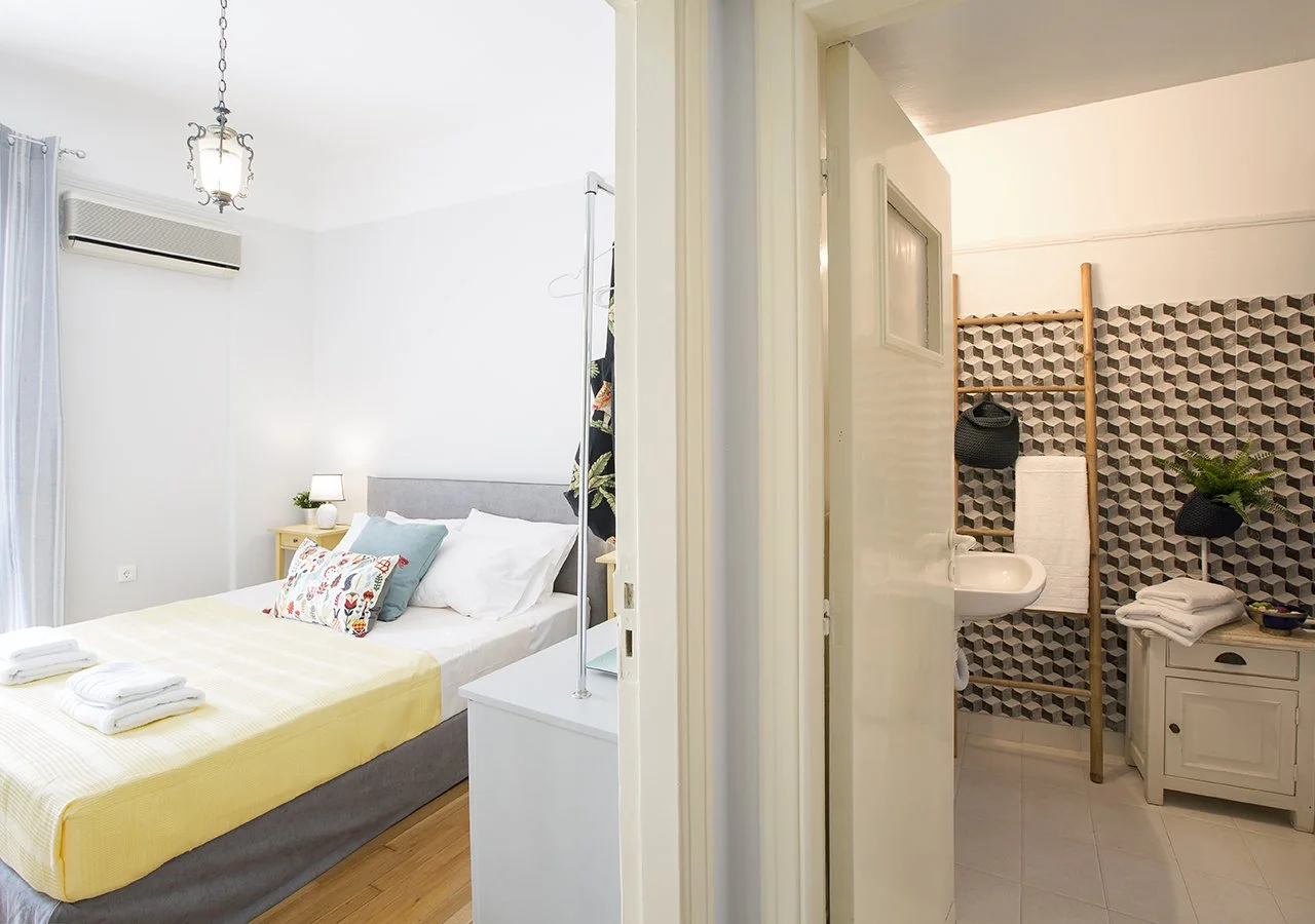 Attractive flat near the Acropolis Museum — Athenian Homes