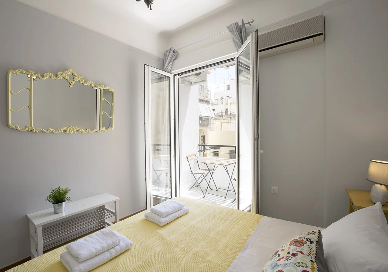 Attractive flat near the Acropolis Museum — Athenian Homes