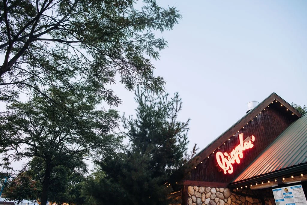Host Your Event — Giggle's Campfire Grill